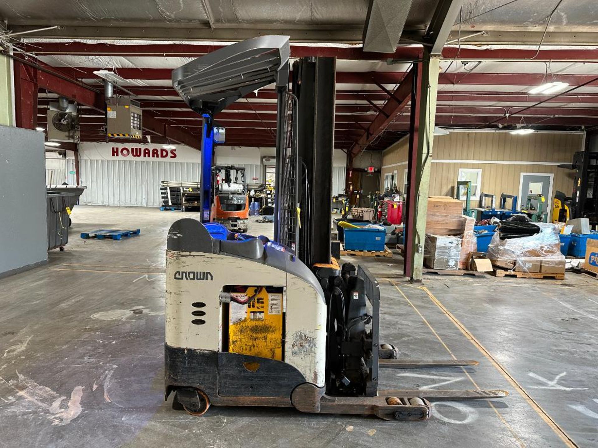 Crown 3,200-LB. Capacity Reach Truck, Model RM 6000 Series, S/N ...