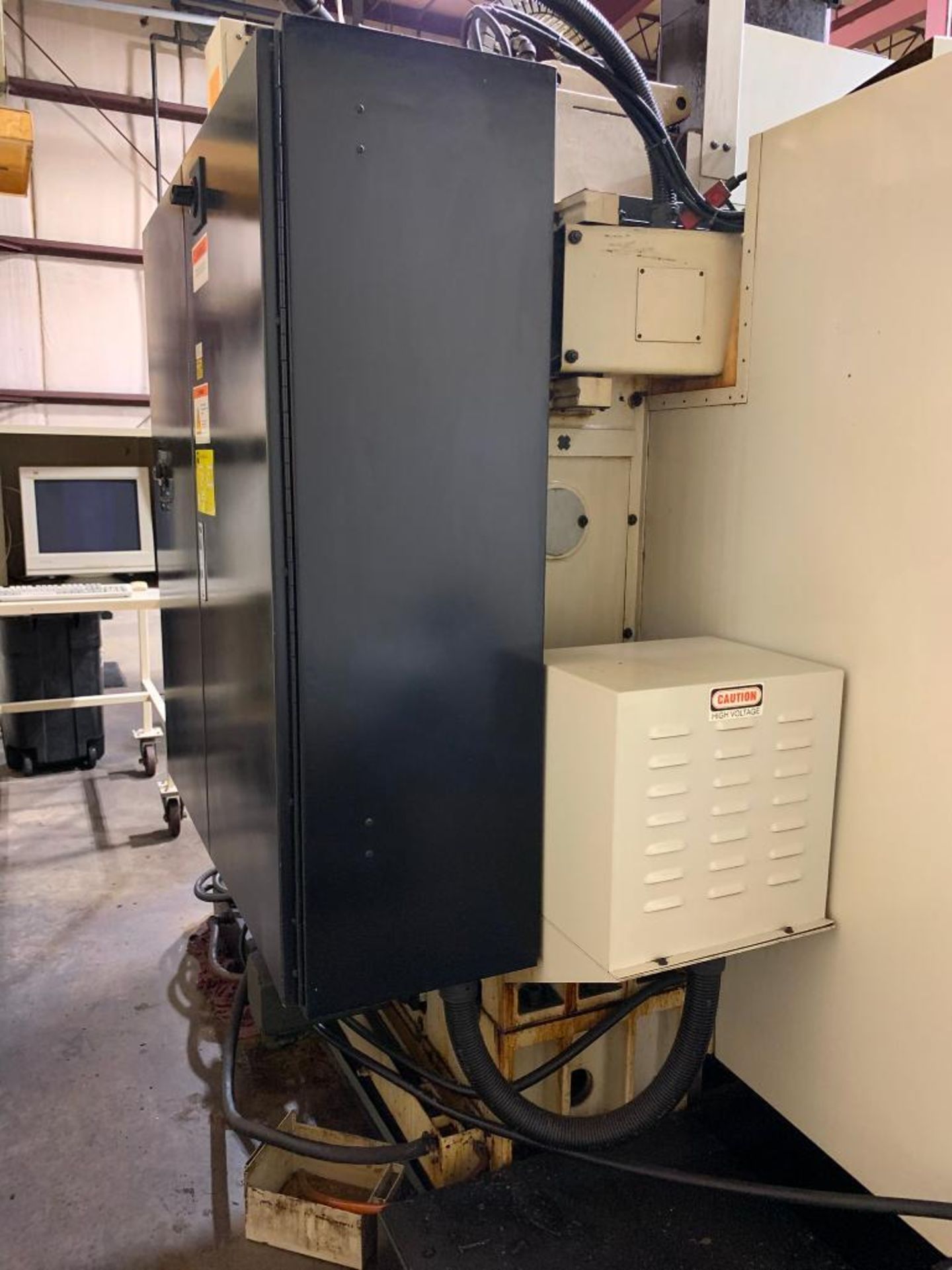 1999 Hurco BMC 4020 CNC Vertical Milling Machine, Model BMC4020/SSM, S ...