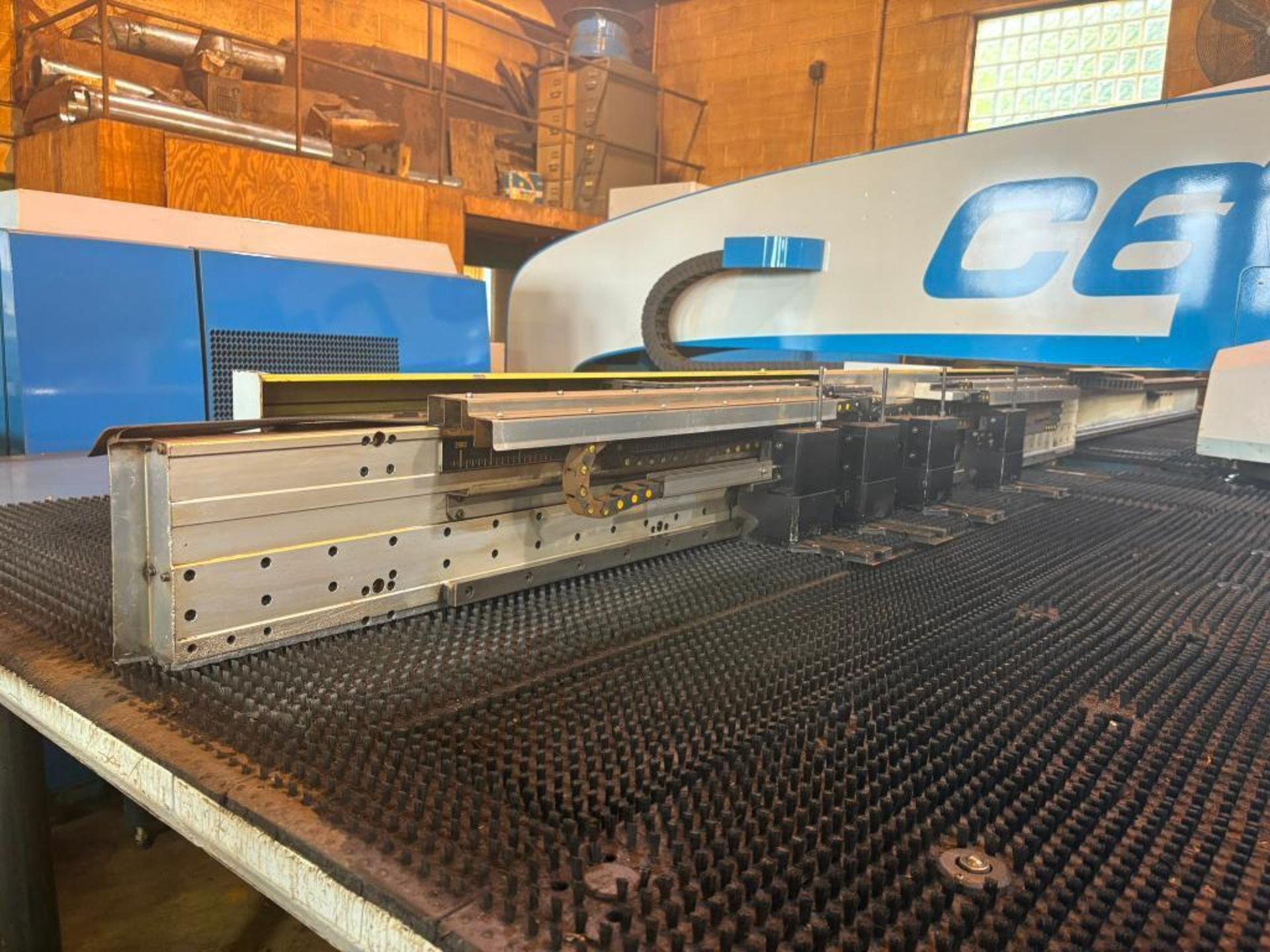 Finn Power C-6 33-Ton CNC Turret Punch, S/N 12.1-C6222806, 2006, w ...