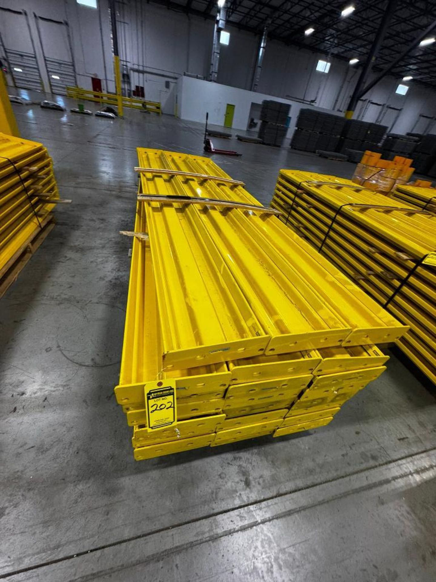 { Choice of lots: 201, 202 } (80) Uline 9'8" Yellow Guardrail w/ (43 ...