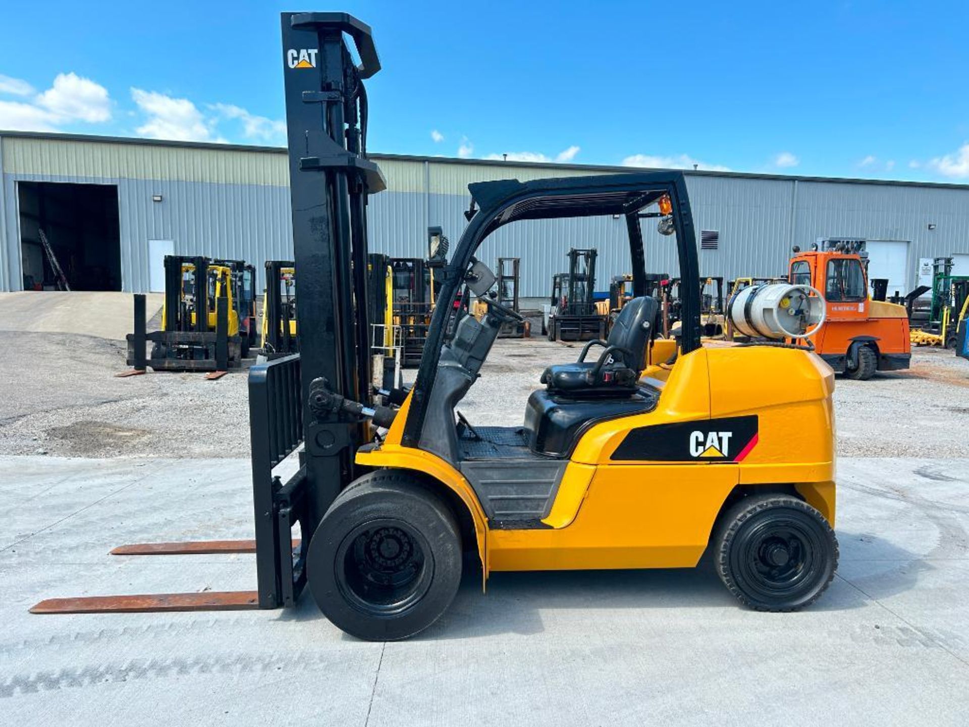 Caterpillar 10,000-LB. Capacity Forklift, Model P10000, S/N AT29D80163 ...