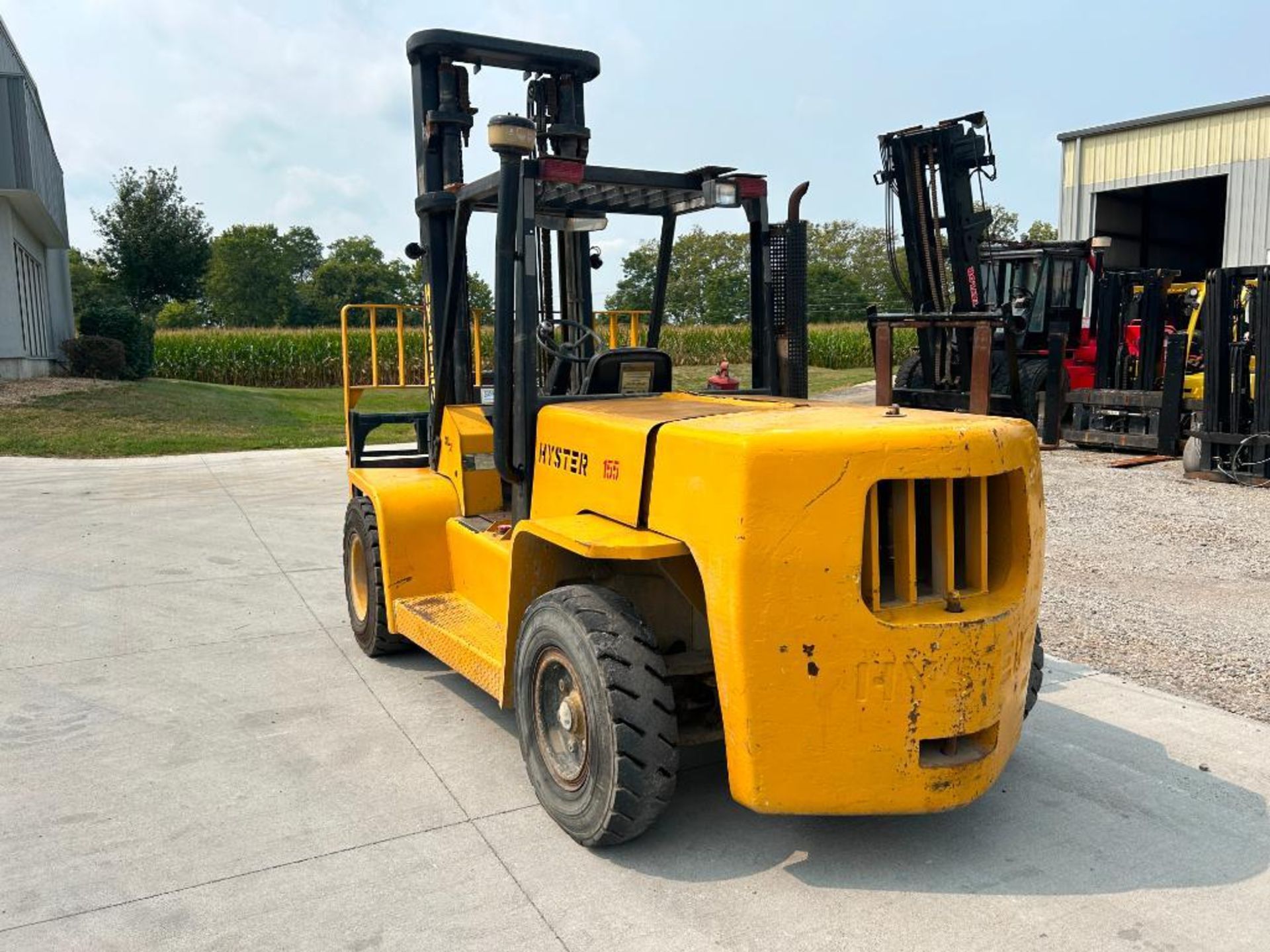 Hyster 15,500-LB. Capacity Forklift, Model H155XL2, S/N F006V01885Z ...