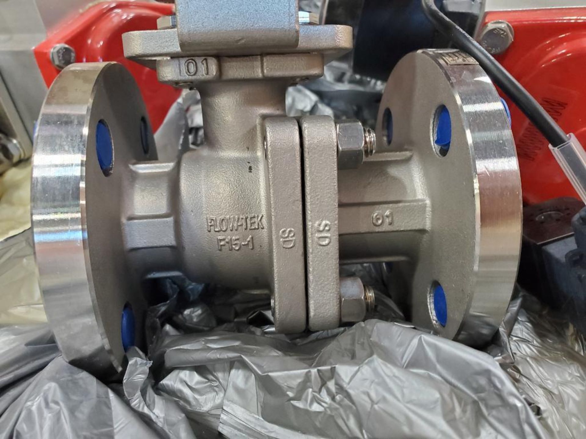 (10x) Flow-Tek 1" Ball Valves w/ Bray Automator Pneumatic Actuators ...