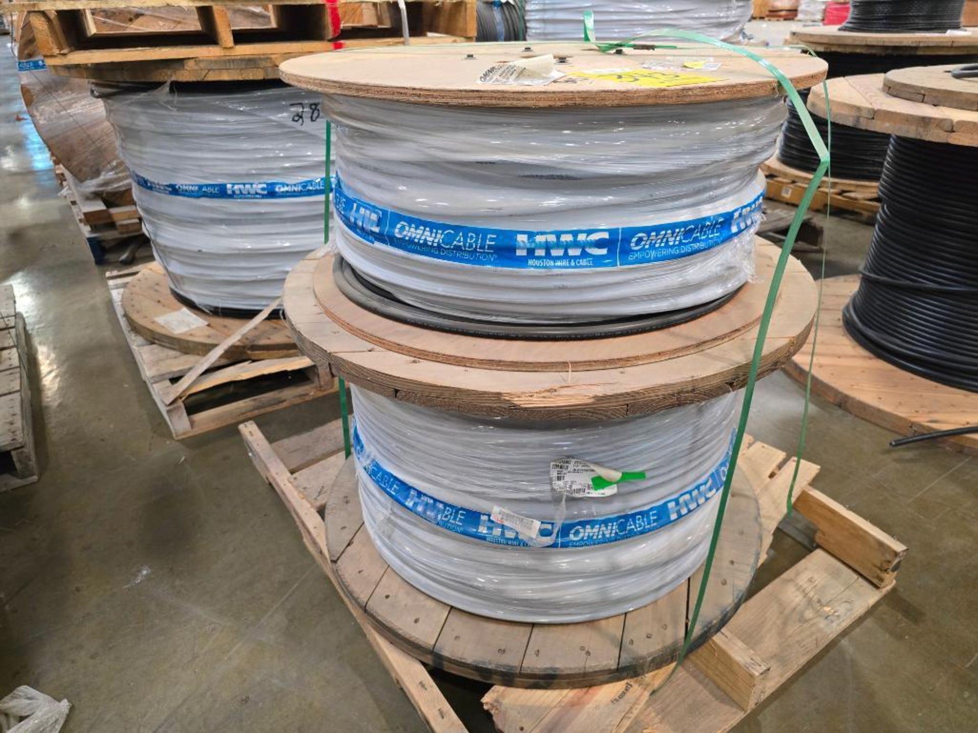 (2) Full Spools of Belden 12 AWG-4Cord TC-ER-VFD Copper Cable Wire ...