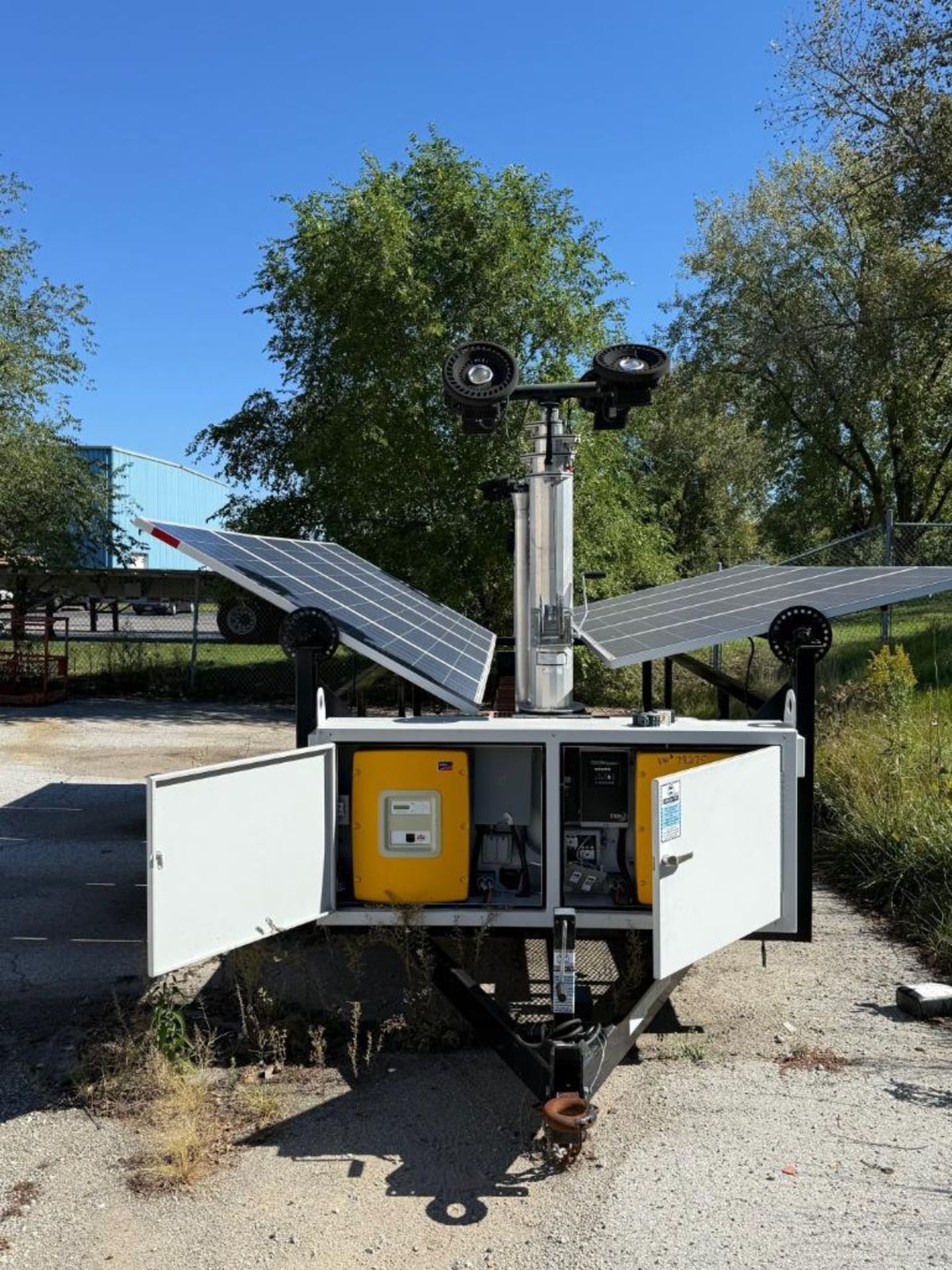 { Choice of lots: 178, 179, 180 } DC Solar Tandem Axle Solar Charging ...