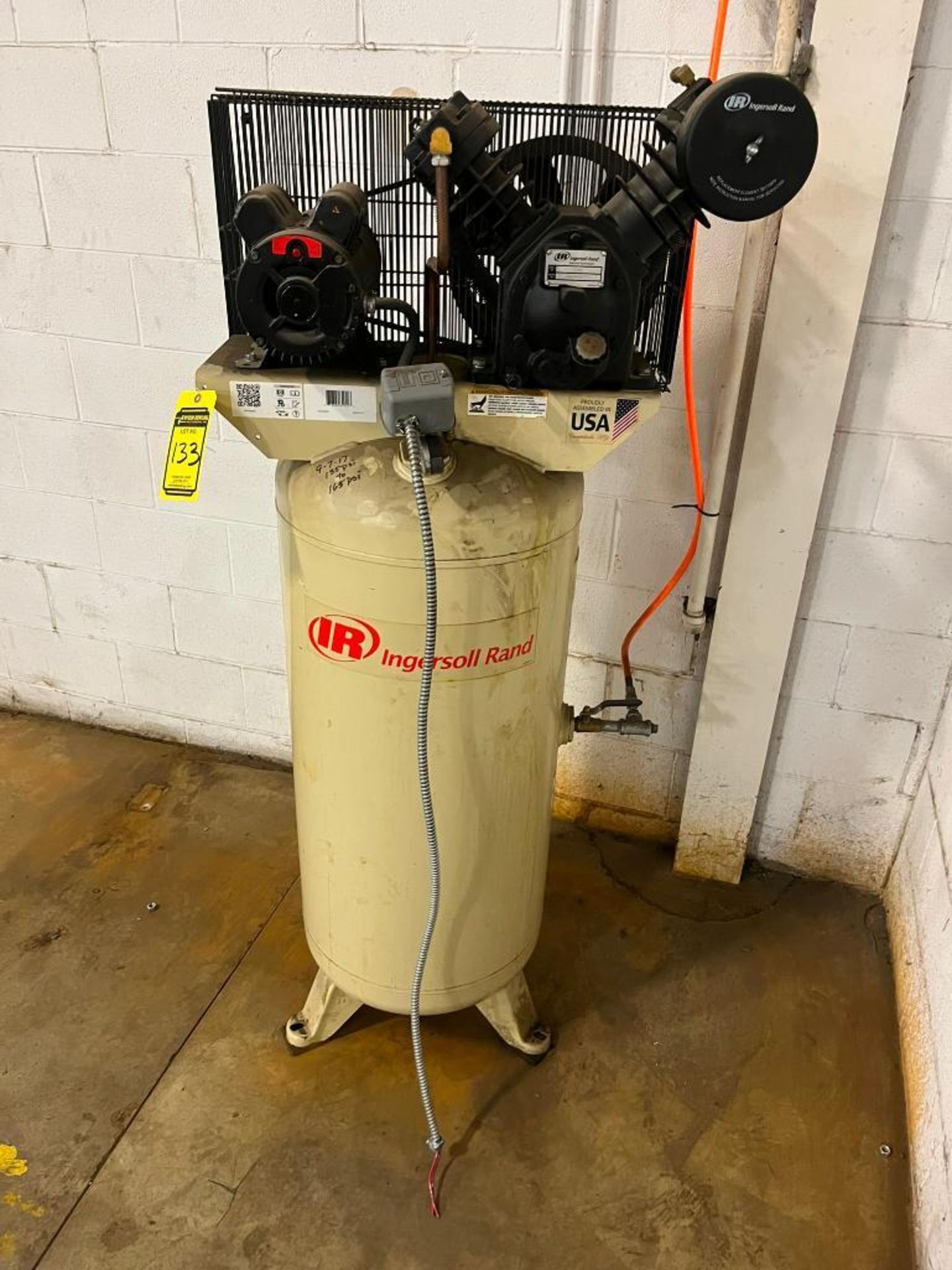 { Choice of lots: 133, 134 } Ingersoll Rand Vertical Air Compressor ...