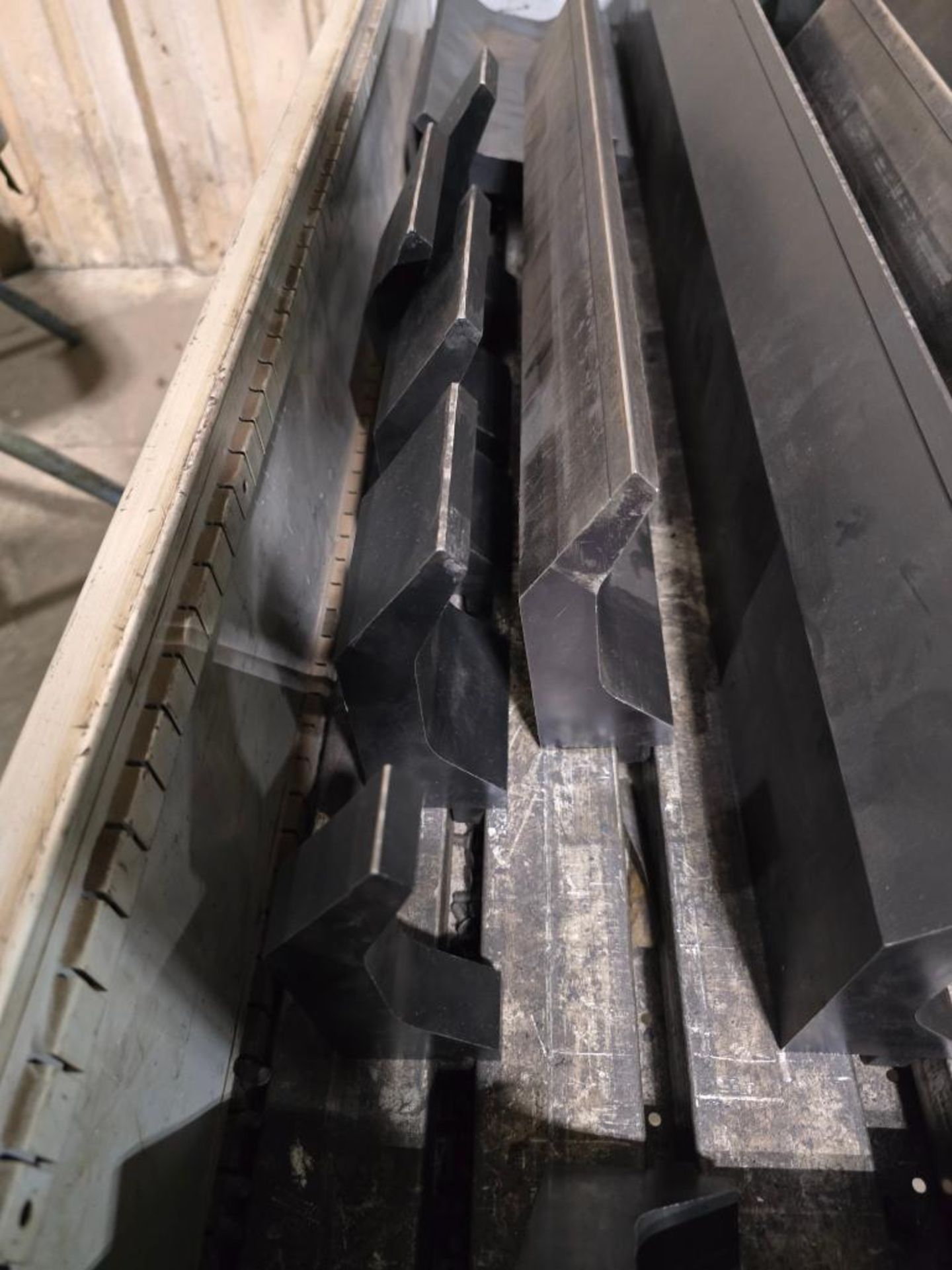 { Choice of lots: 163K, 163L } Lot of Press Brake Dies