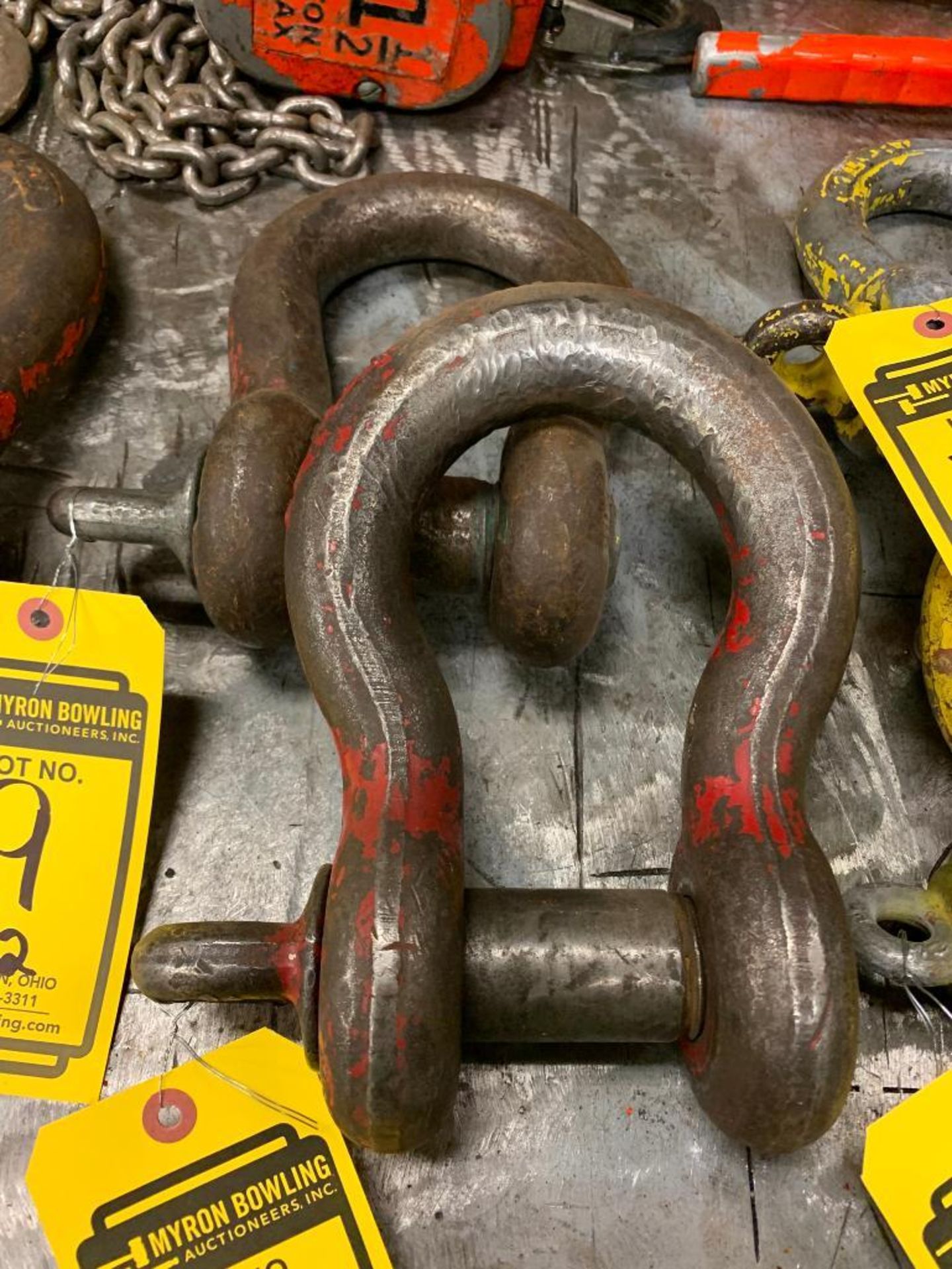 (2) 17-Ton Capacity Clevises