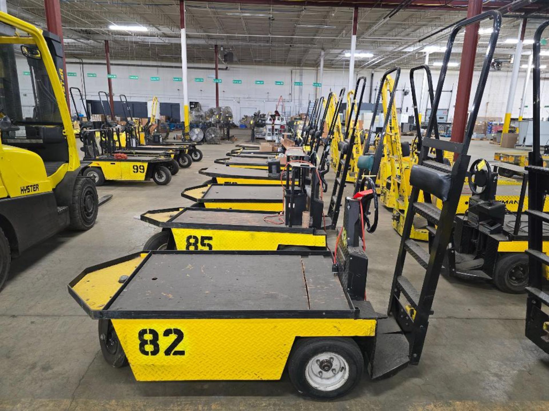 { Choice of lots: 379 } Textron EZ-GO Stock Chaser/Tugger, Model XI-640 ...