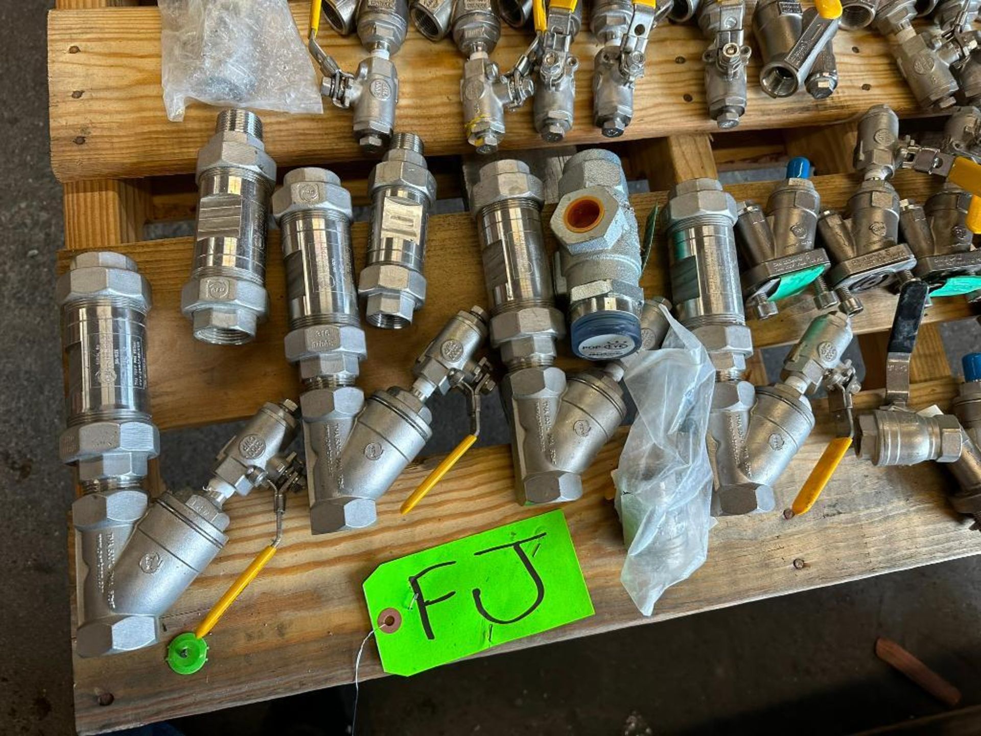 (FJ) (New) Pallet of Stainless Valves, Alfa-Laval, Sharpe, Gem ...