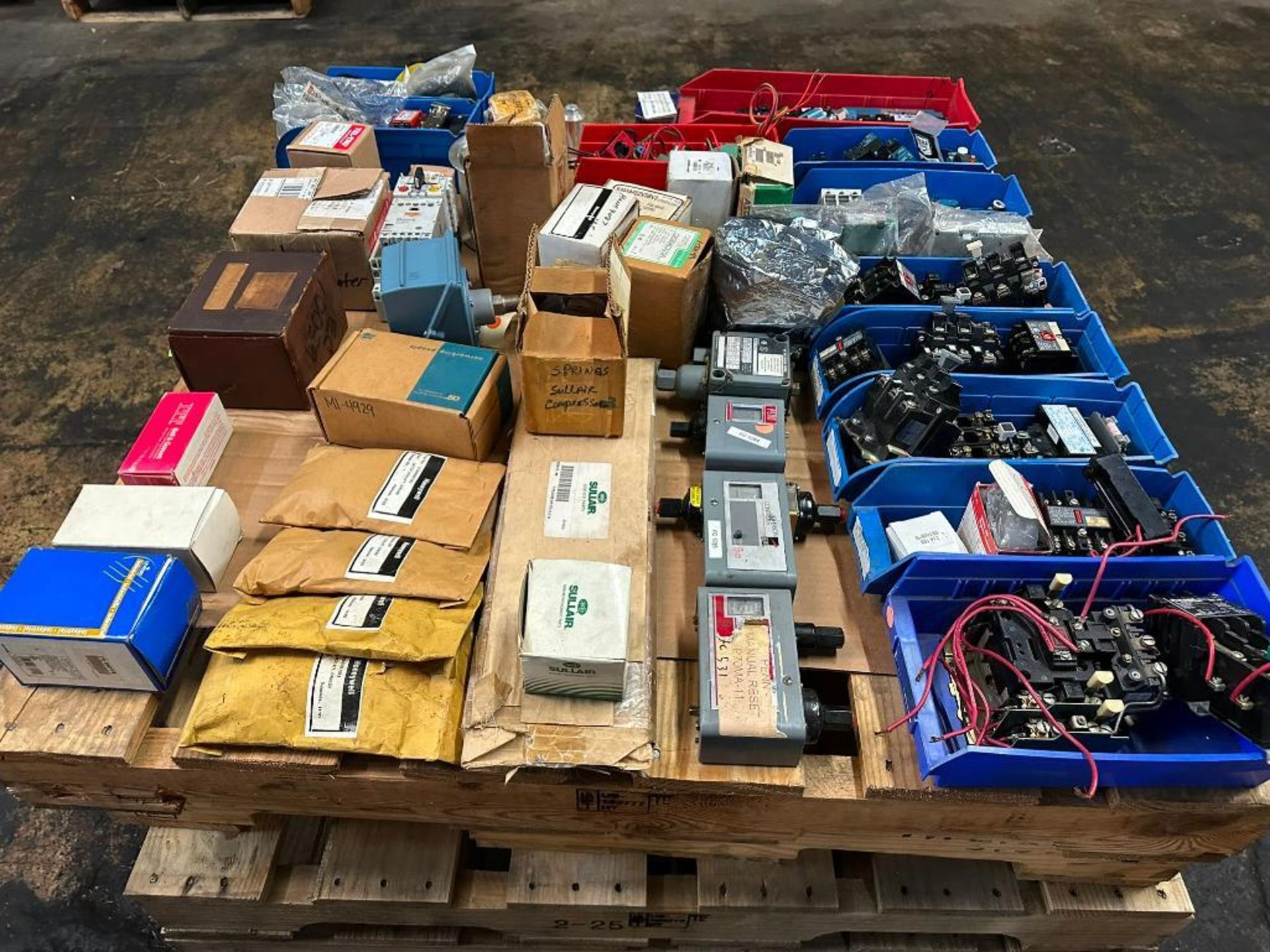 (F) Pallet of Mac Valves, Allen-Bradley Overloads, Pressure Switches ...