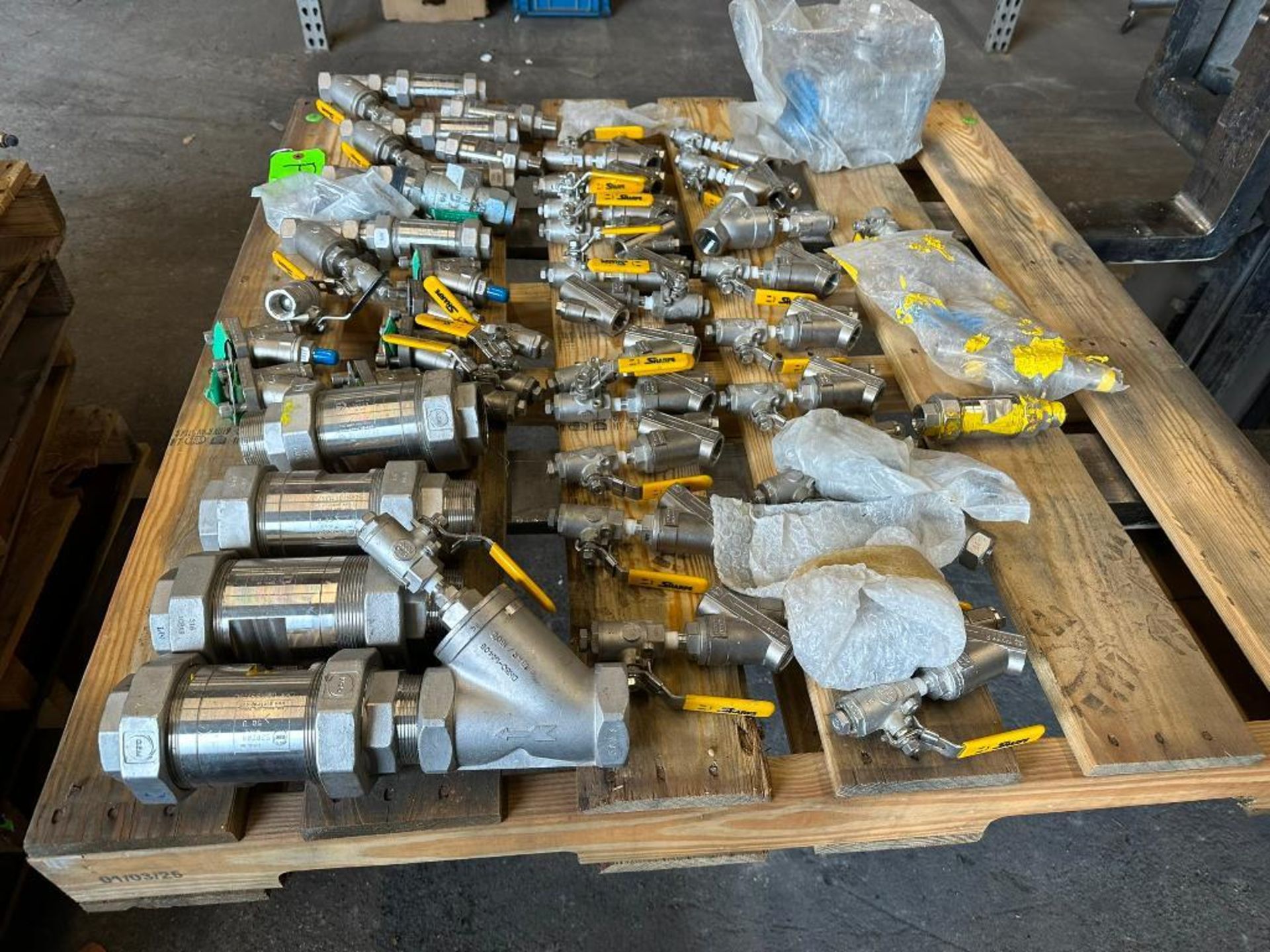 (FJ) (New) Pallet of Stainless Valves, Alfa-Laval, Sharpe, Gem ...