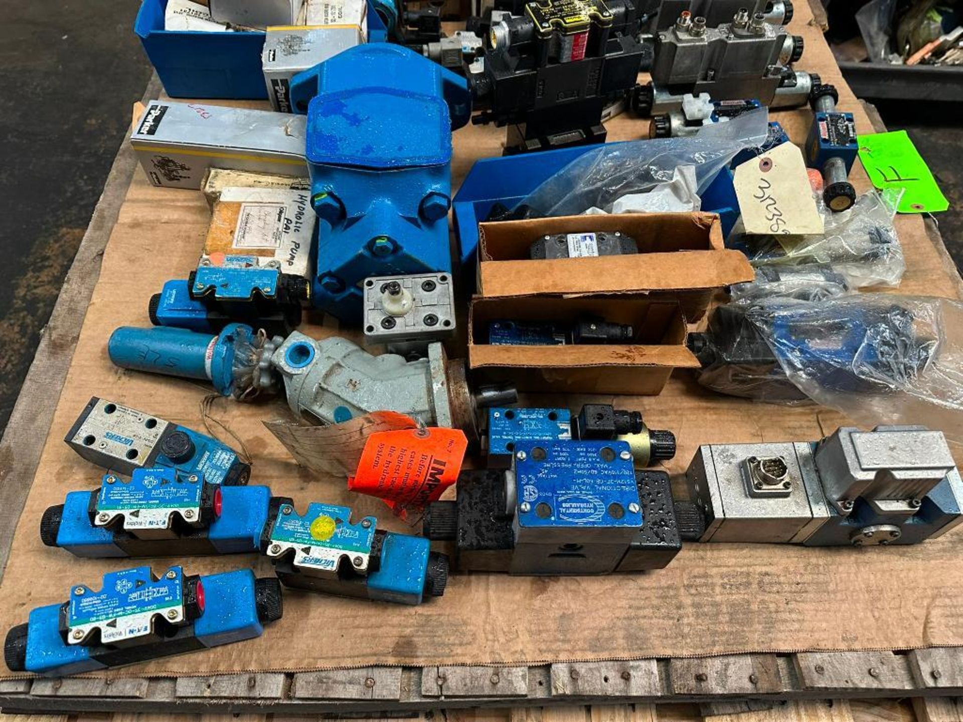 (New) Pallet w/ Hydraulic Valves and Pumps, Proportional Valves ...