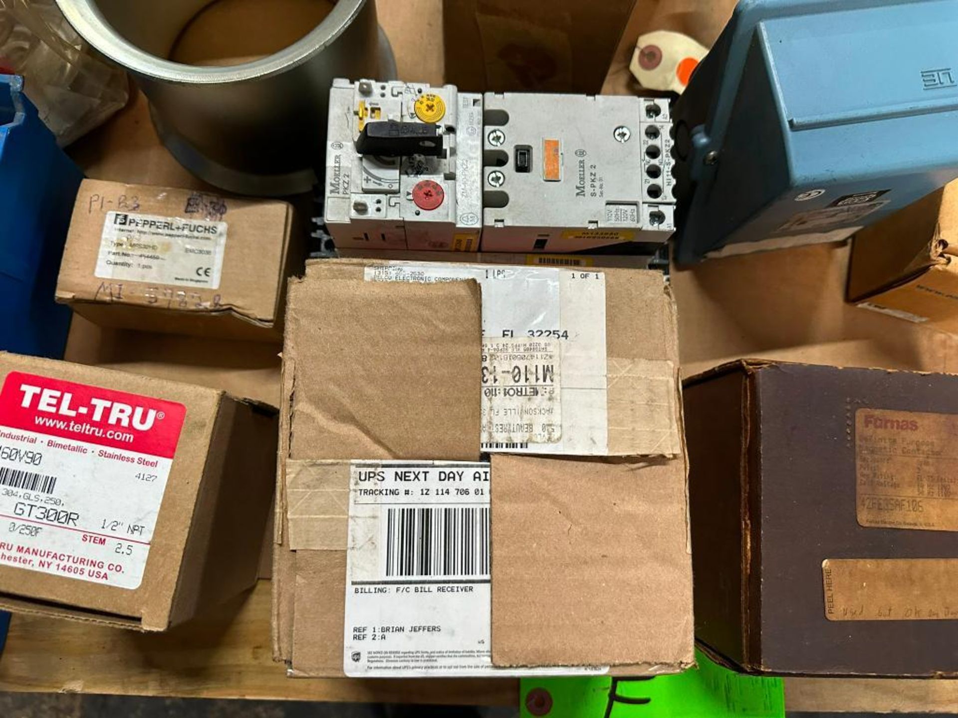 (F) Pallet of Mac Valves, Allen-Bradley Overloads, Pressure Switches ...