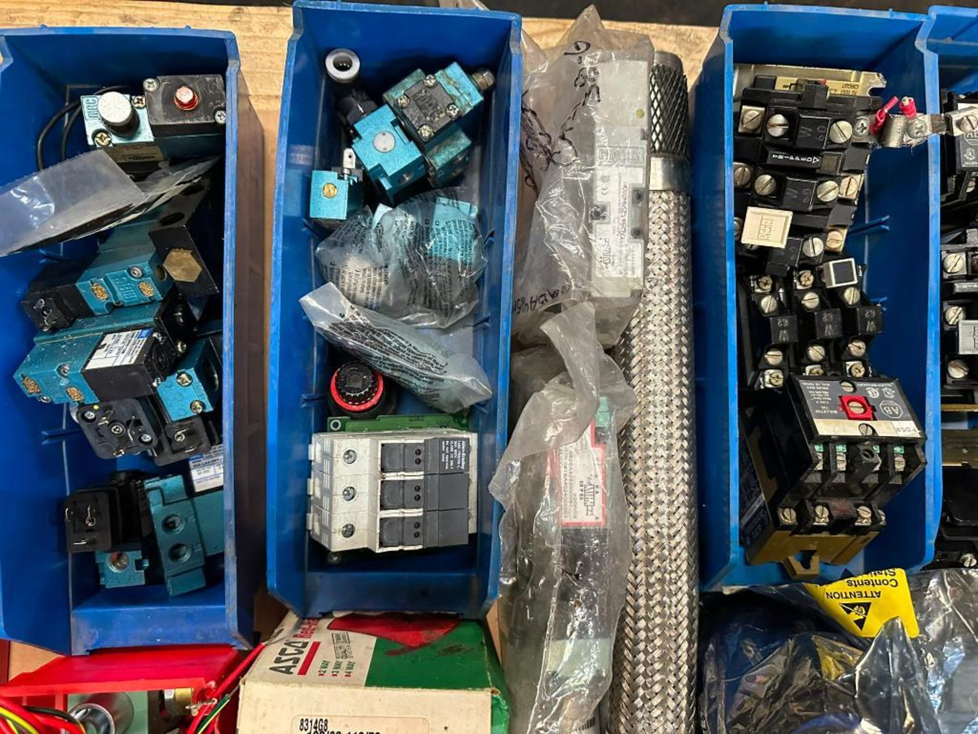 (F) Pallet of Mac Valves, Allen-Bradley Overloads, Pressure Switches ...