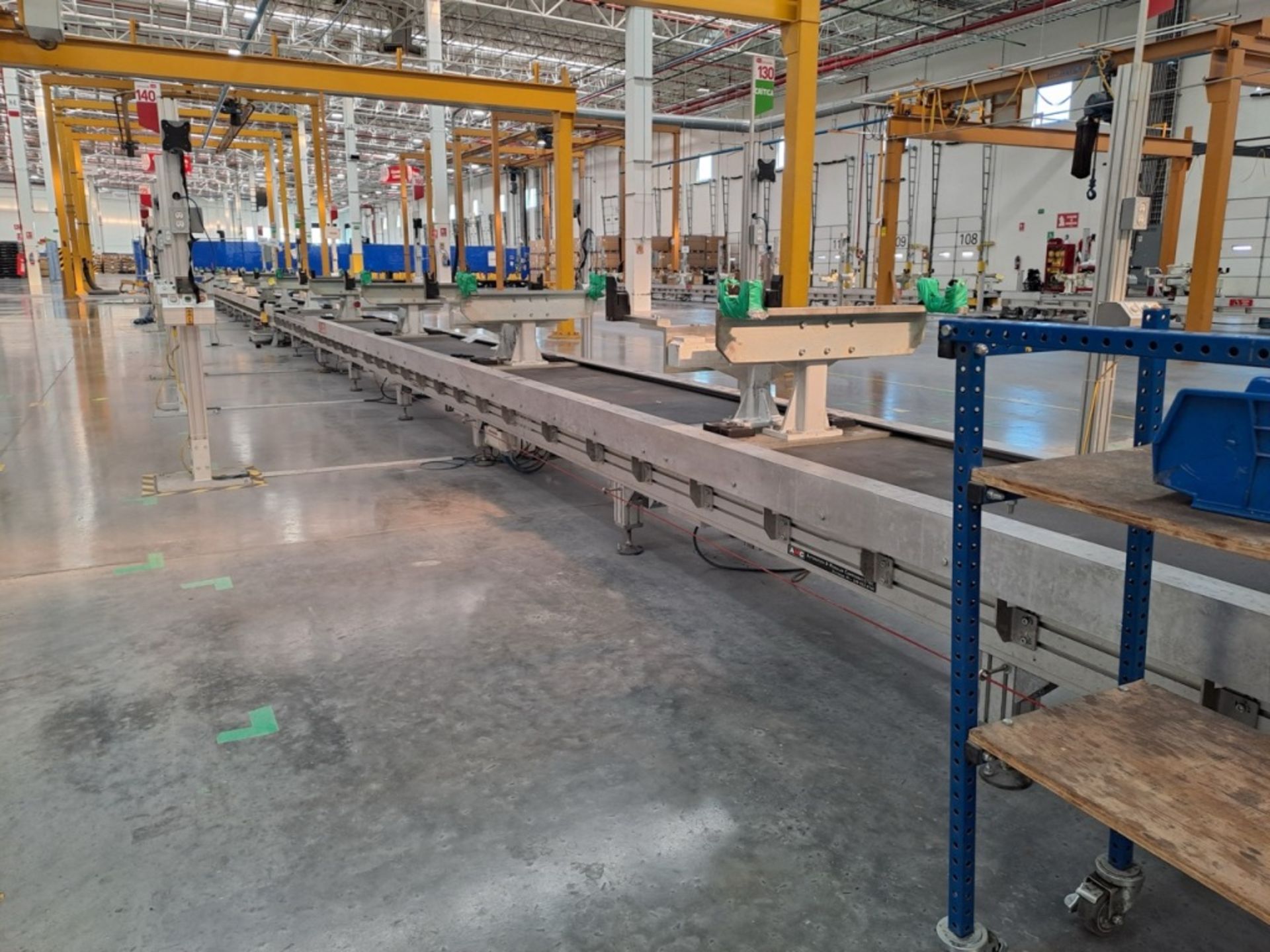 Assembly line for production with AMC automatic conveyor; with ALLEN ...