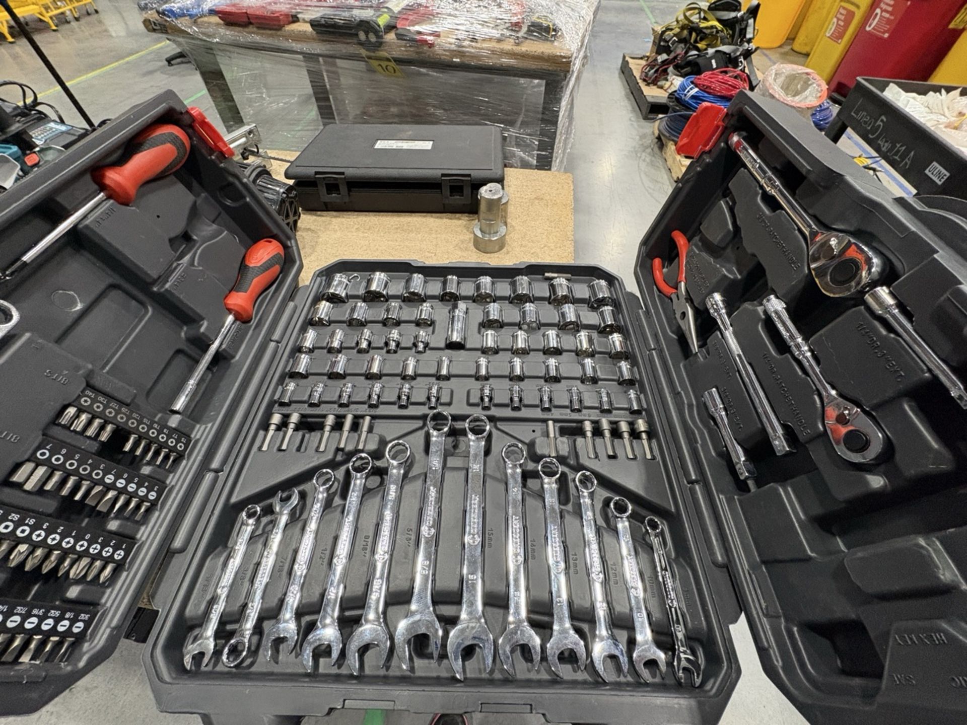 Lote de Herramienta, Contiene: Pistola de Calor Marca MAKITA ; Pistola ...