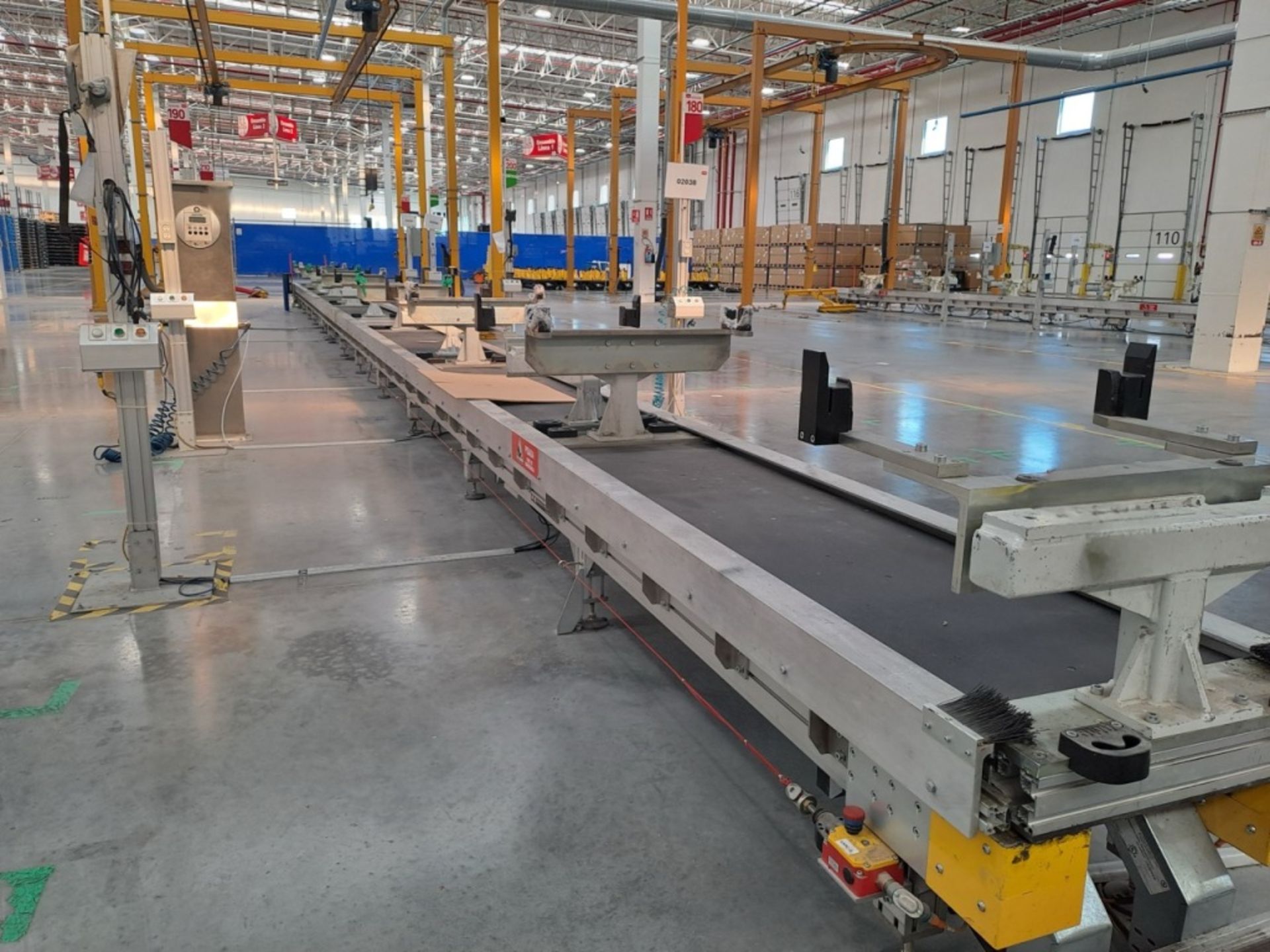 Assembly line for production with AMC automatic conveyor; with ALLEN ...