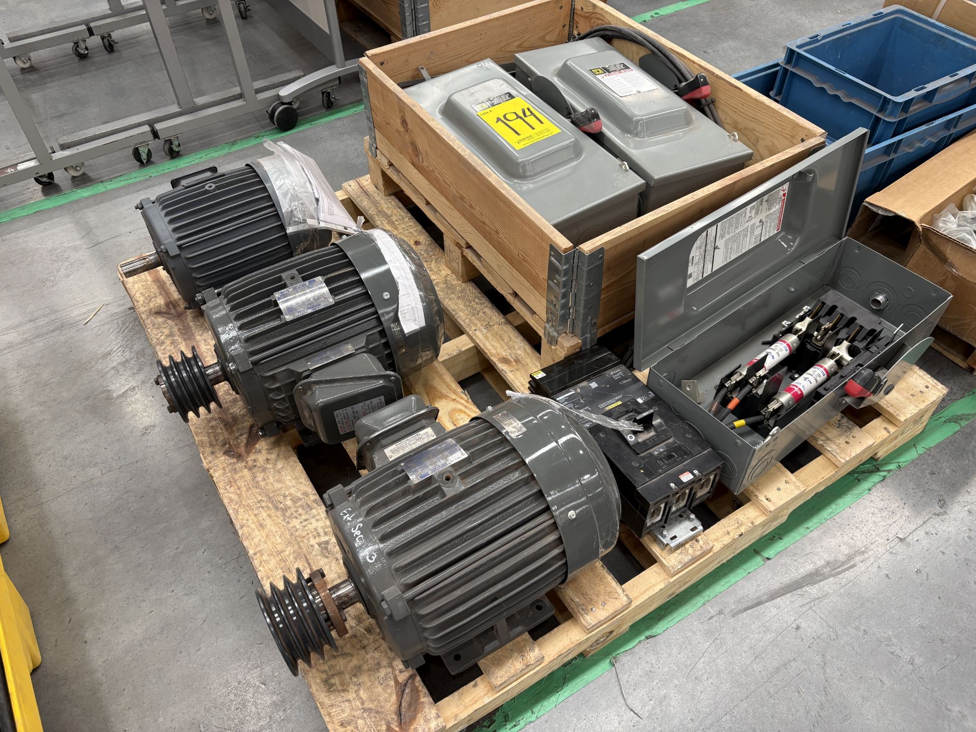 Pallet Lot, Contains: 1 TEC 5 HP electric motor; 2 NEMA 7.5 HP electric ...