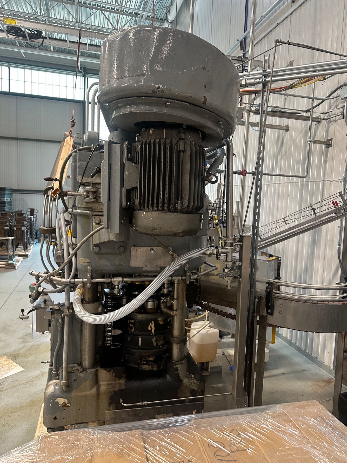 Bevcorp Crown 72-Head Rotary Can Filler (2023 Overhaul) with Angelus ...