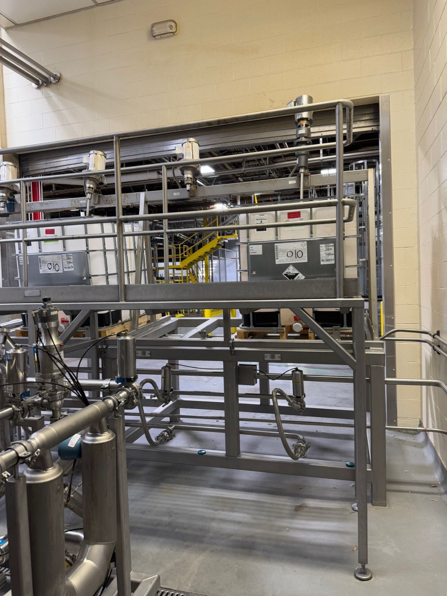 Stainless Steel Mixing Tote Skid- Set up for Mixing QTY 4 -275 Gallon ...