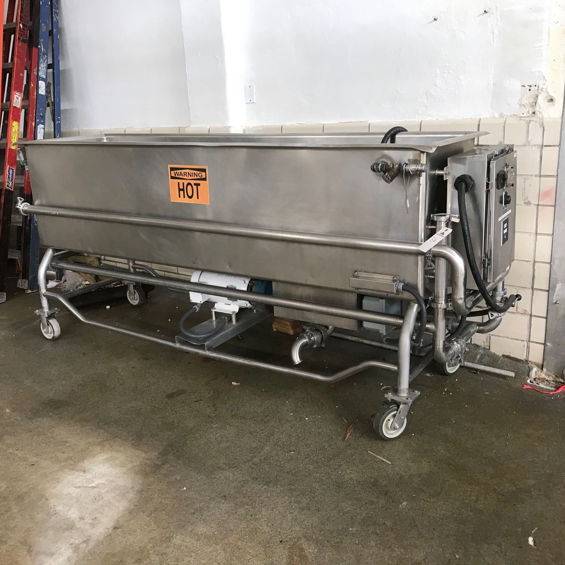 COP Tank- Approx 200 Gallons with Heater, Includes Recirculation Pump ...