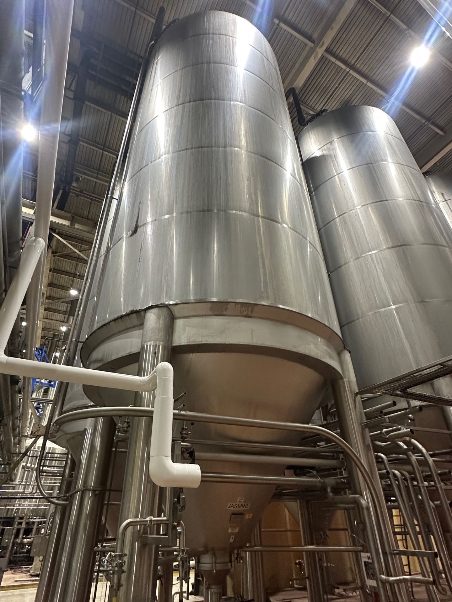 ROLEC 1015 BBL (31,000 Gallon) Stainless Steel Jacketed Fermentation ...