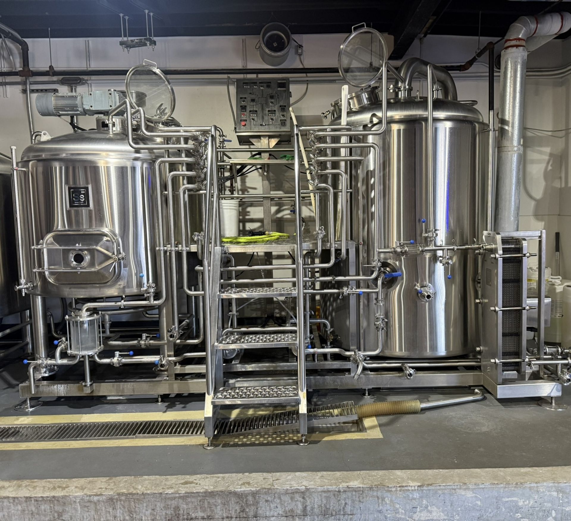 Ss Brew Tech 15 BBL Gas Fired Stainless Steel 2-Vessel Brewhouse - Mash ...