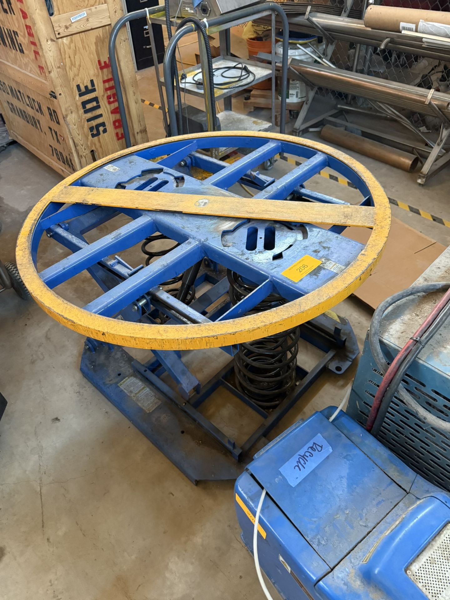 Global Spring Actuated Pallet Carousel Skid Positioner | Required ...