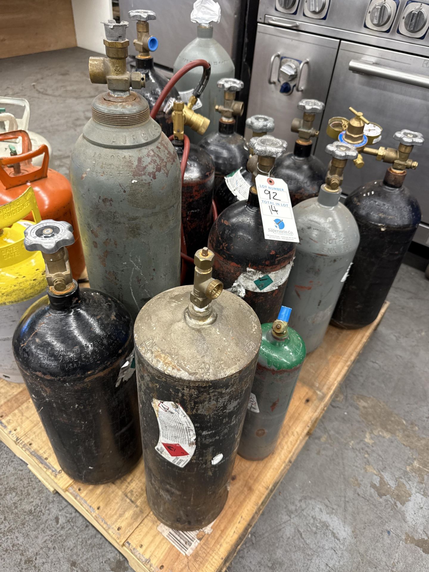 (14) Asst. Compressed Air Tanks