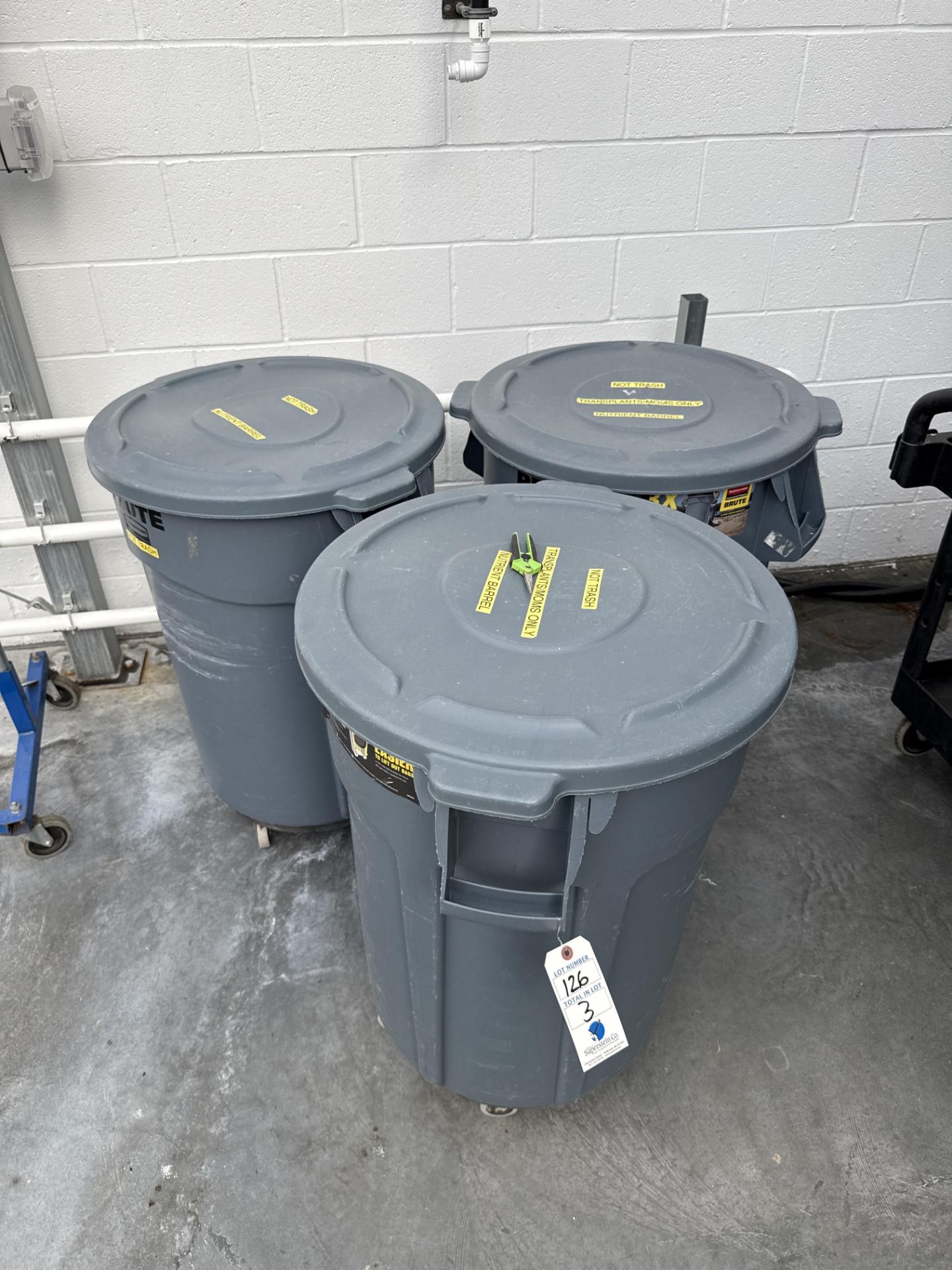 {LOT} {3} Brute Port. Trash Barrels