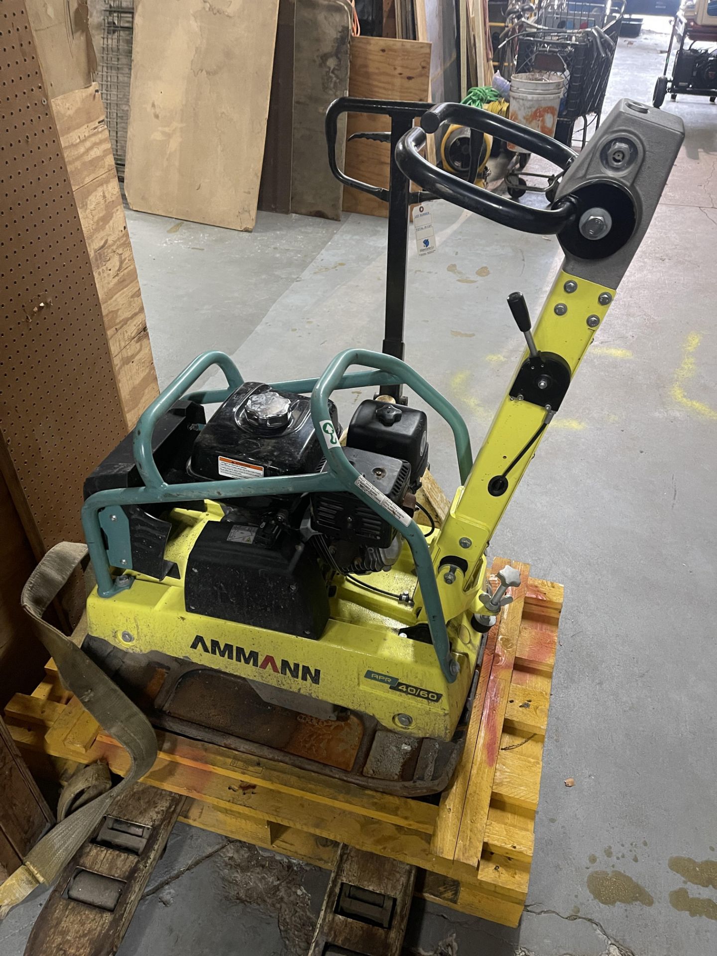 (SEE VIDEO) Ammann #APR4060H0 Gas Powered Vibratory Plate Compactor Hrs: 45