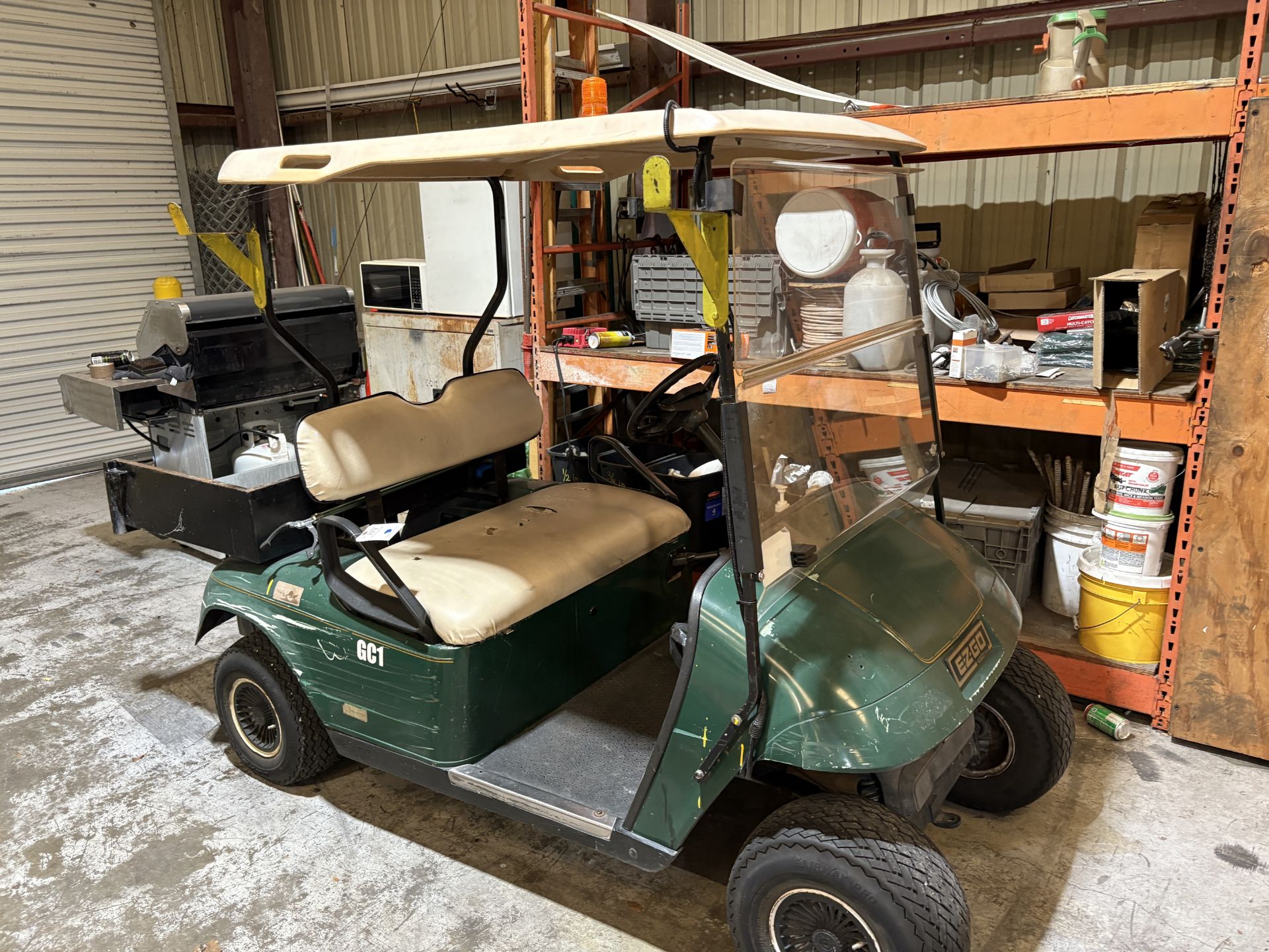 (RUNS SEE VIDEO)EZ GO Electric Golf Cart Model TXTPDS w/Charger ...