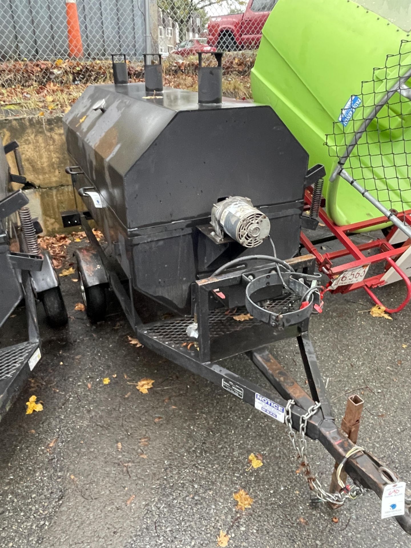 Region Welding of MO Towable Propane Rotisserie Grills Ball Hitch ...
