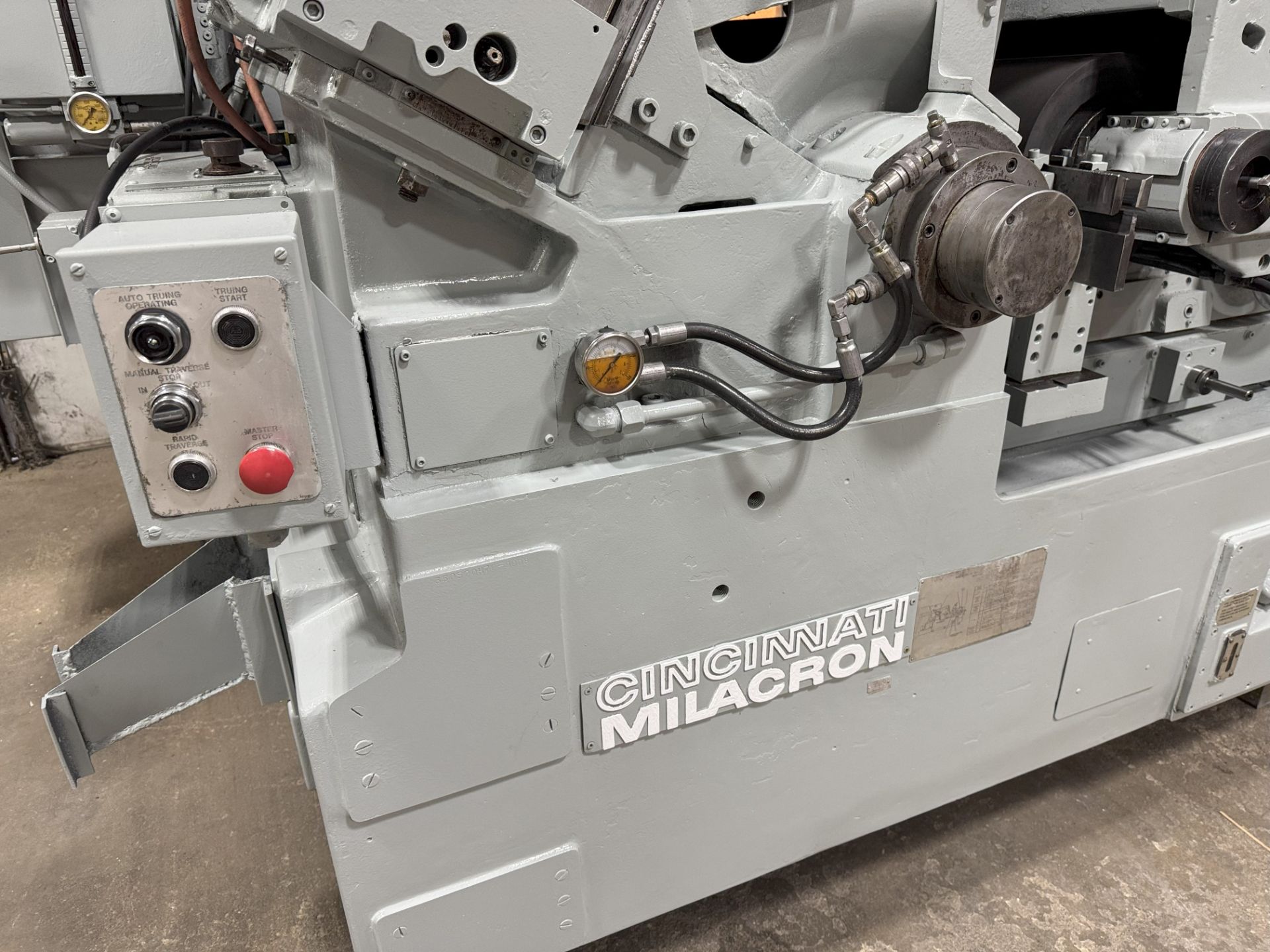 CINCINNATI MILACRON 340-20 Twin Grip Centerless Grinder, s/n 350520H76 ...