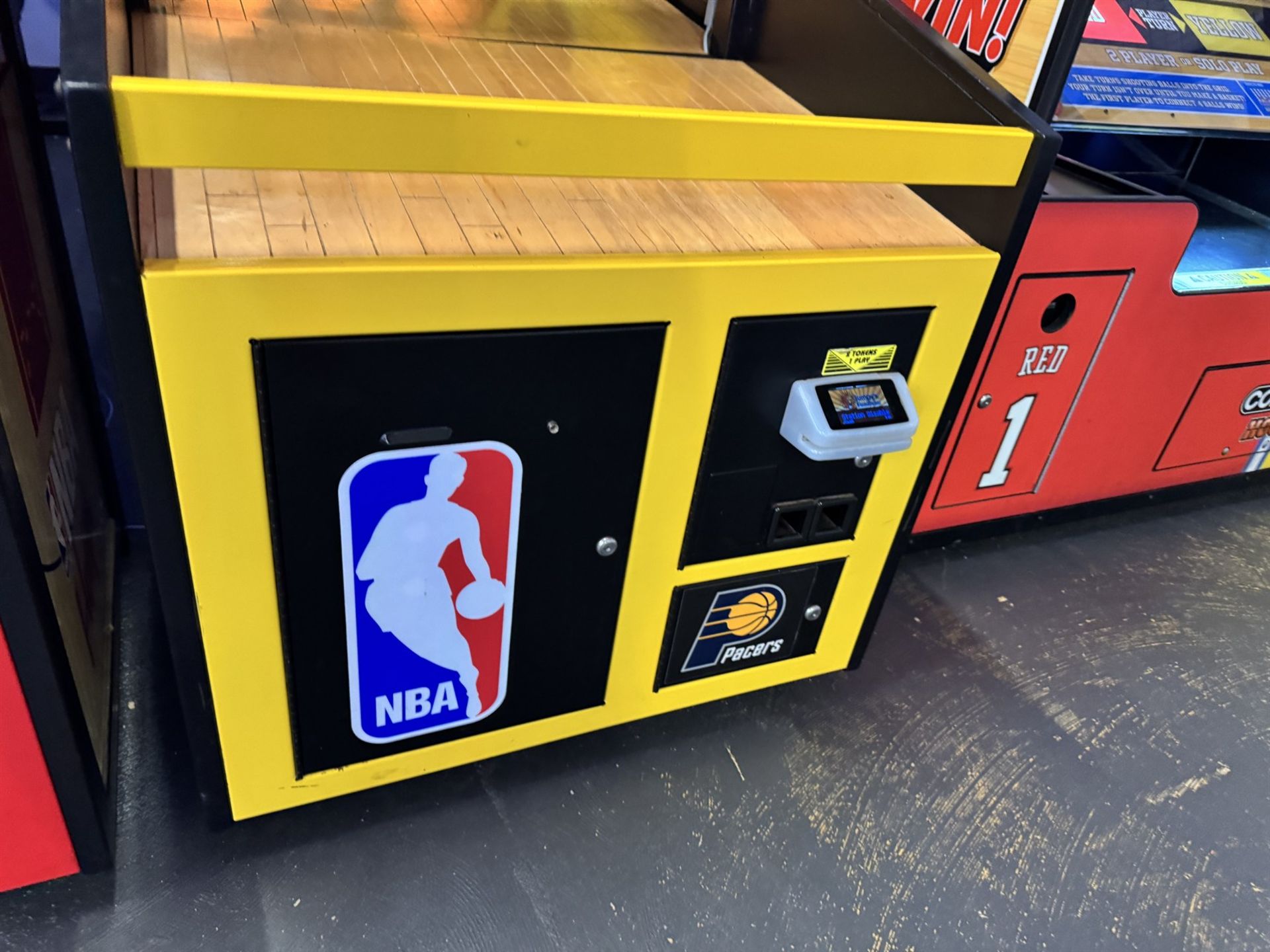 ICE NBA Hoops Indiana Pacers Basketball Shootout Arcade, s/n NBU12#3114 ...