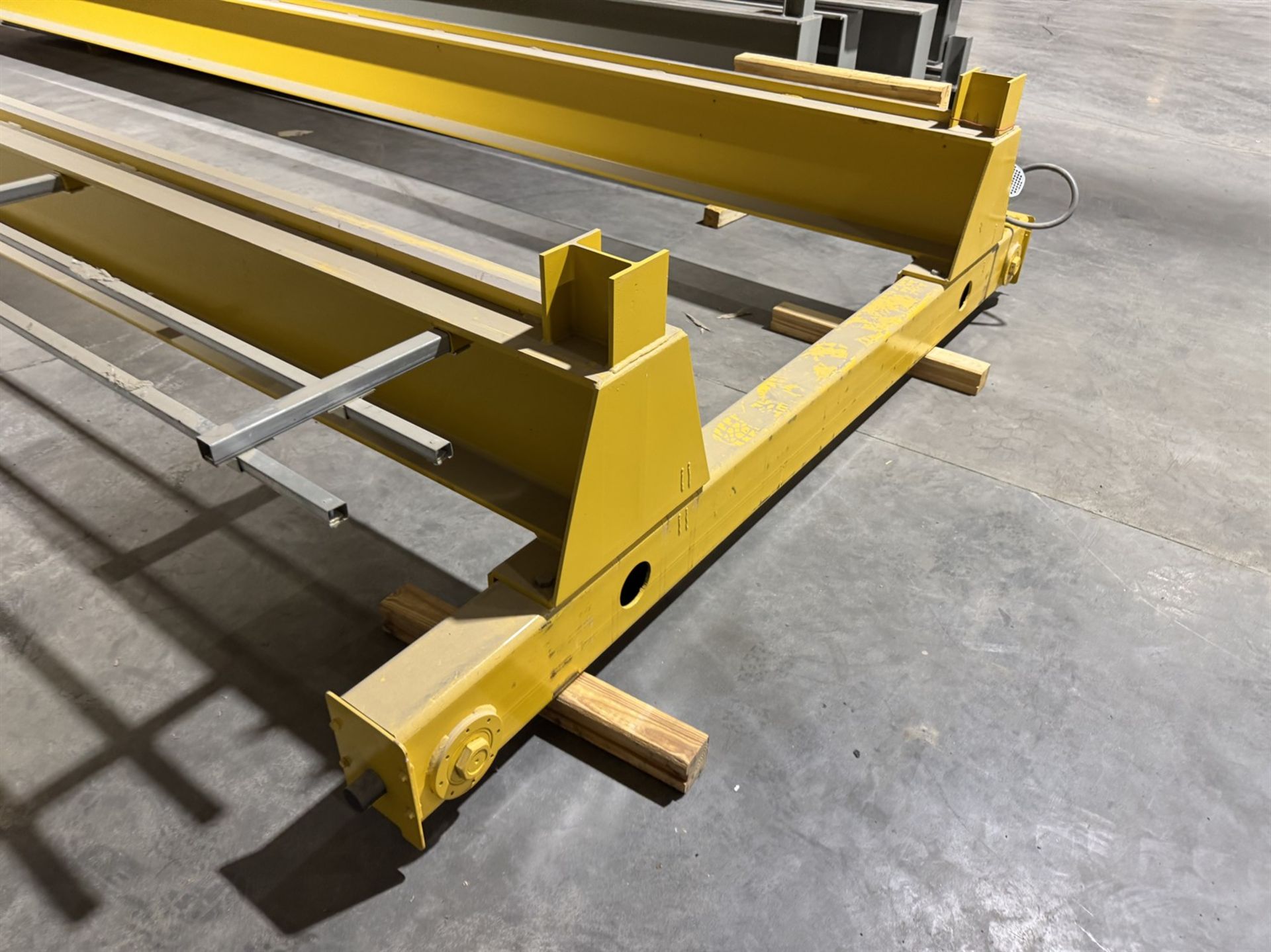 SUPERIOR CRANE CORP. 5-Ton Free Standing Bridge Crane System w/ 5-Ton ...