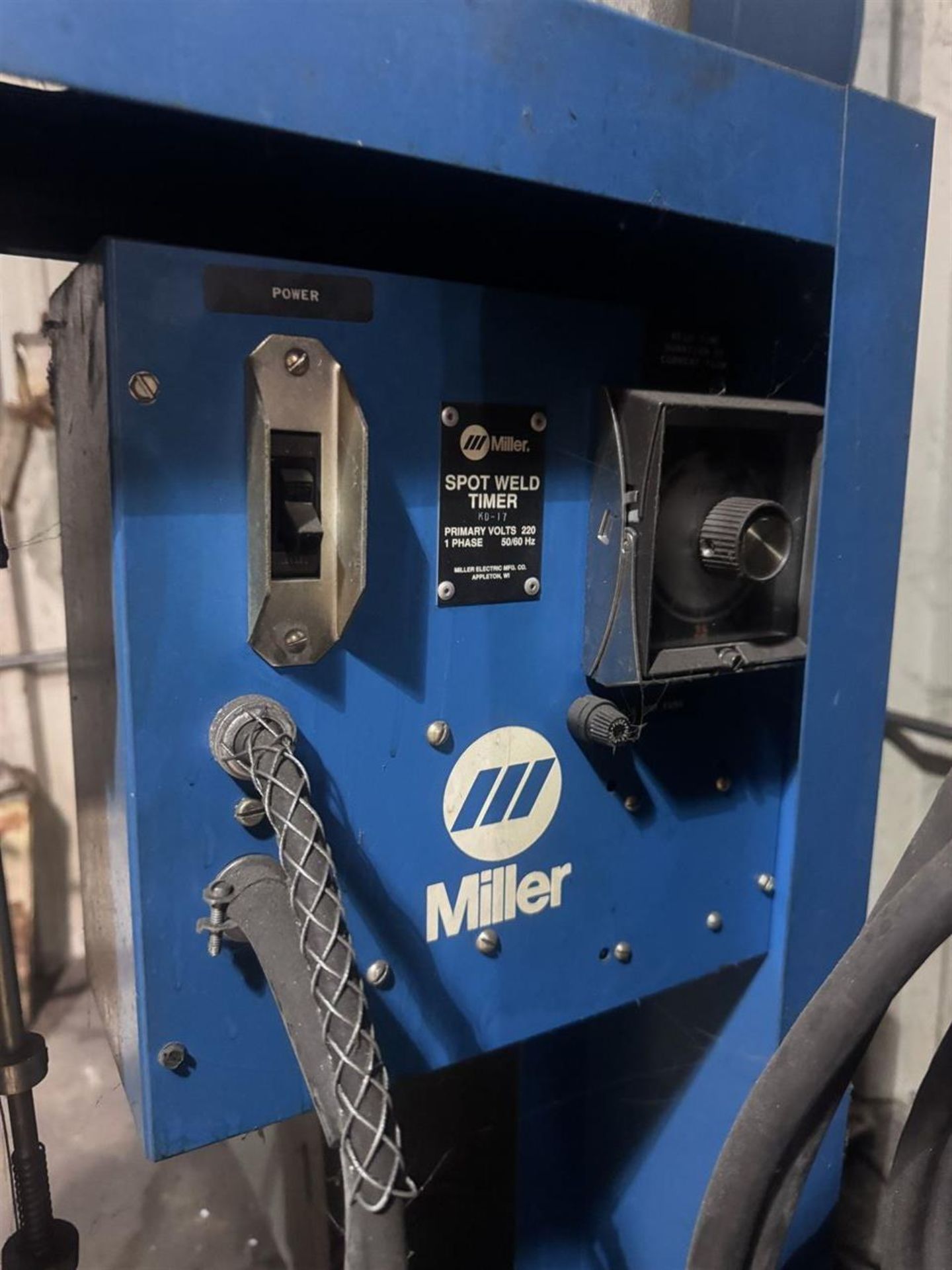 MILLER LMSW-52T Spot Welder, s/n KD354106, 2.5 K VA