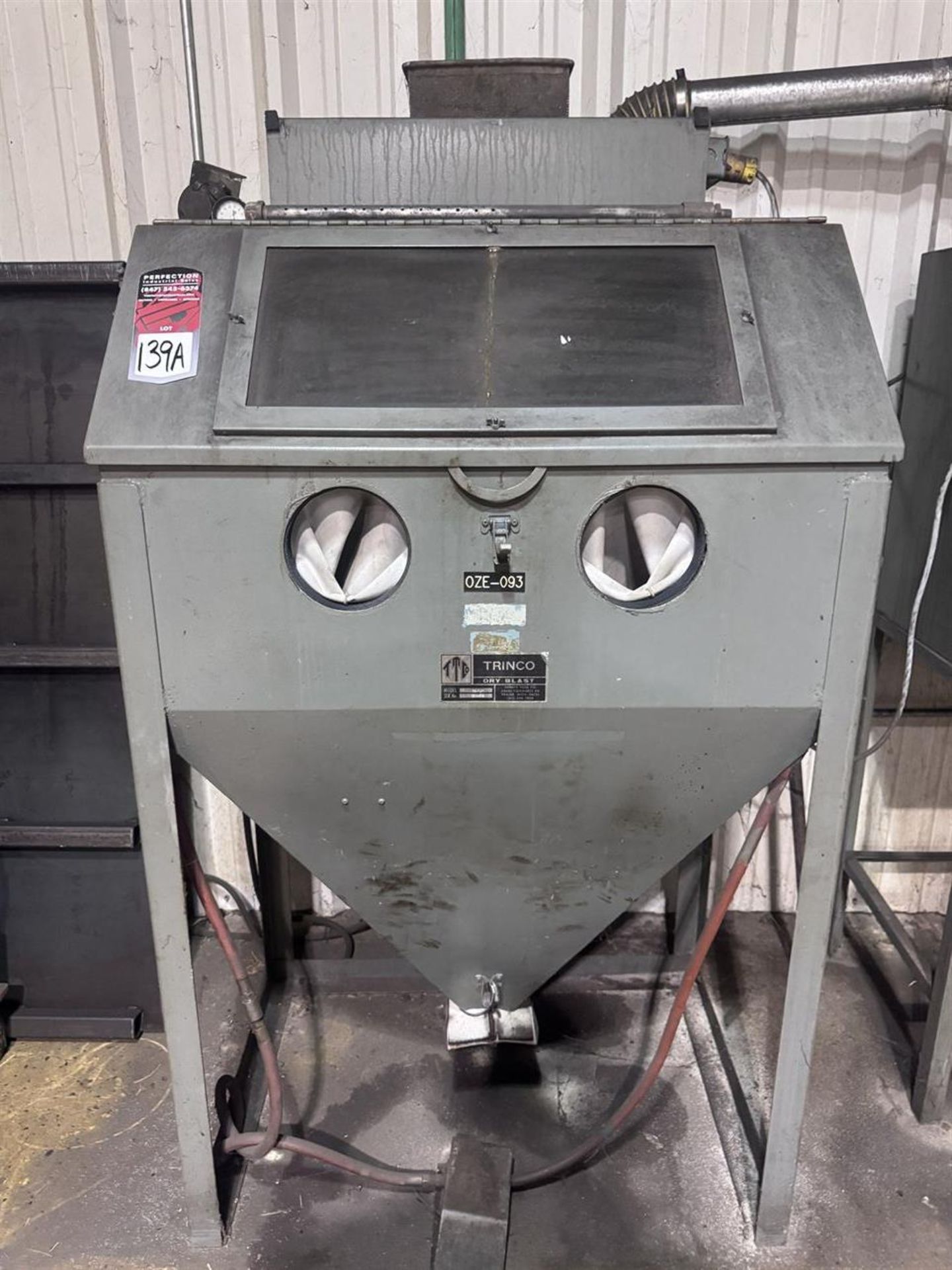 TRINCO 36 BP2 Sand Blast Cabinet, s/n 1554549, w/ Torit 54 Dust Collector