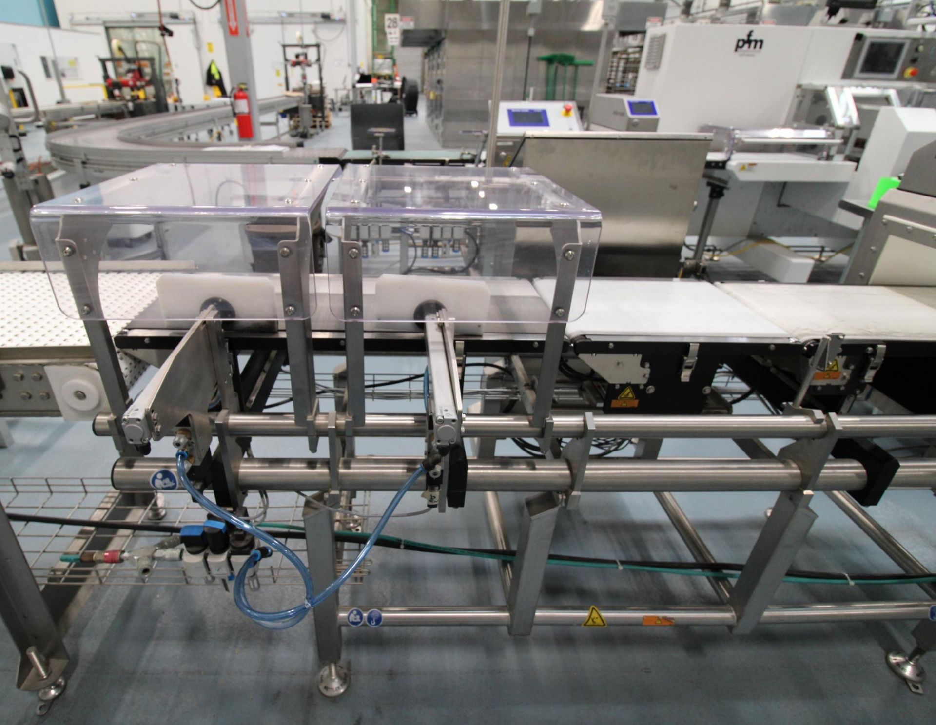INTEGRATED METAL DETECTOR /CHECKWEIGHER SYSTEM, Mettler-Toledo Model ...