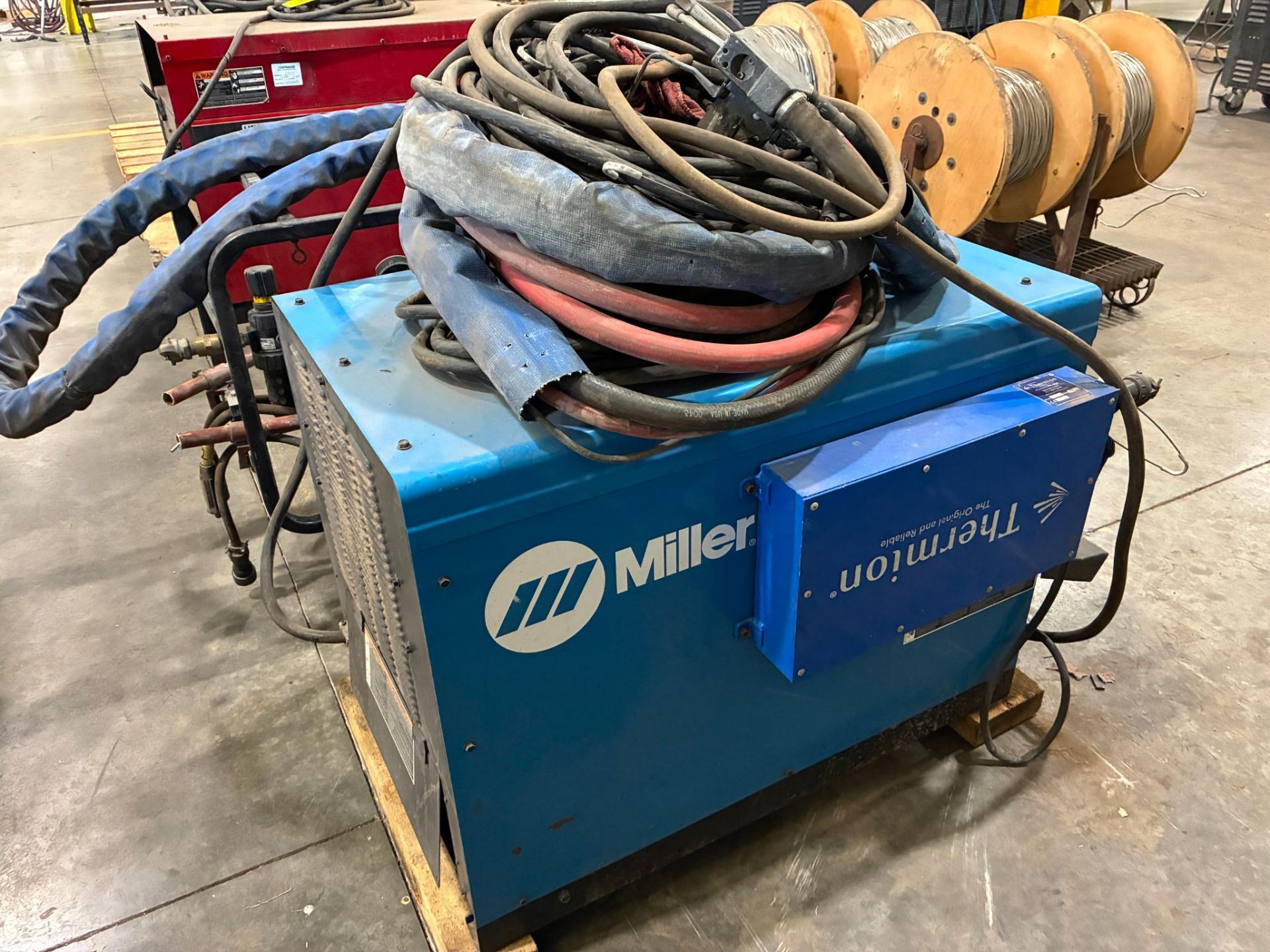 CLADDING SPRAY WELD SYSTEM, MILLER DELTA WELD 652, S/N LK470186C, w ...