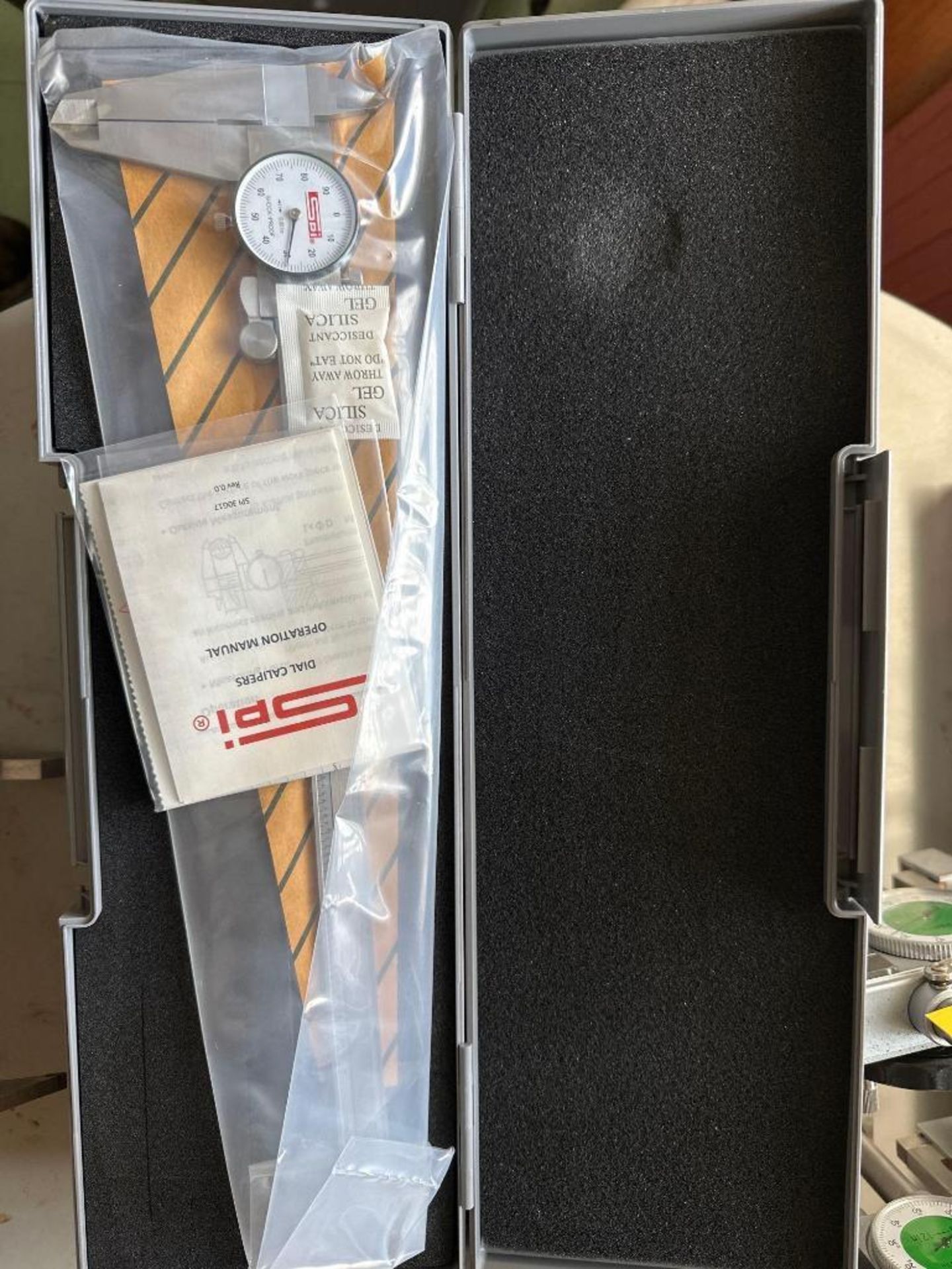 LOT: (5) SPI 17-975-4 Dial Calipers, 0 to 12"