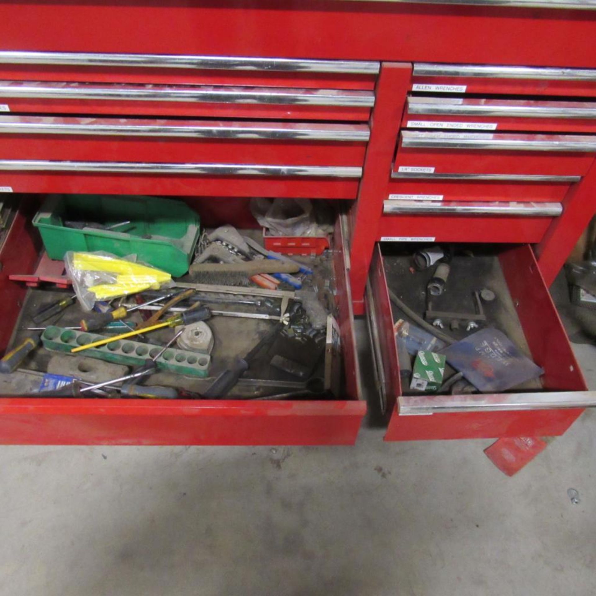 LOT: (2) Piece Mac Tools TRCH Portable 1000 Tool Box w/Contents: Lower ...