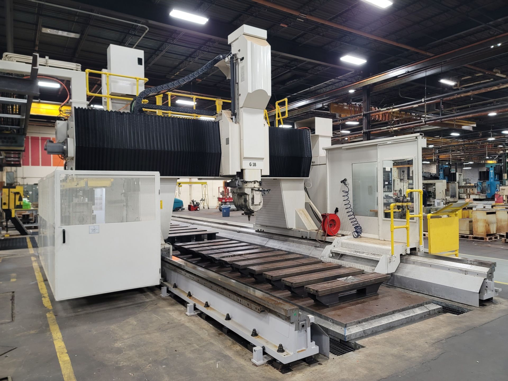 Cincinnati U5 Rail Type 5-Axis CNC Gantry Profile Machine with 576" x ...