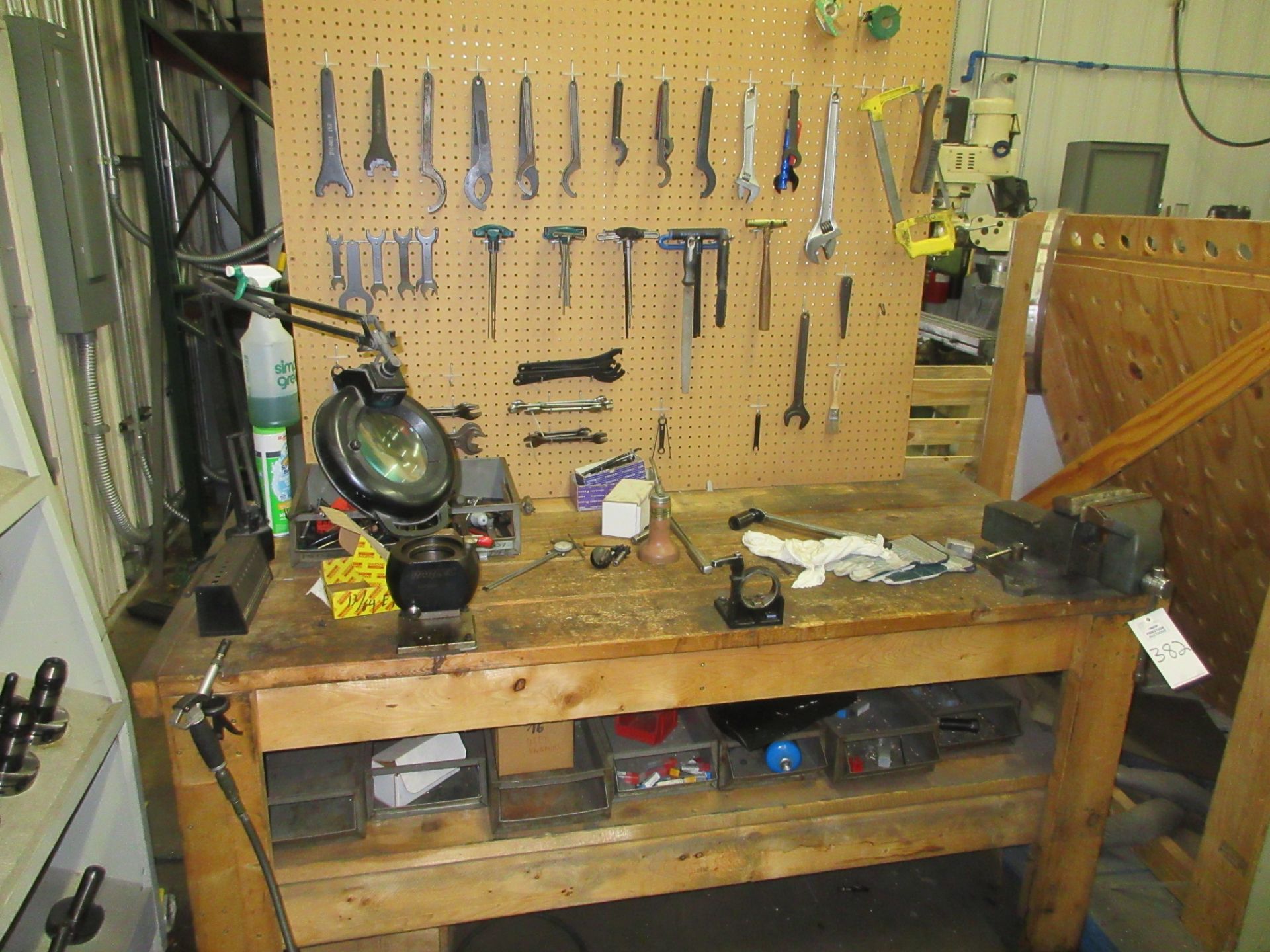 6" Swivel Bench Vise, w/ Parlec Tool Changer & Assorted Tools