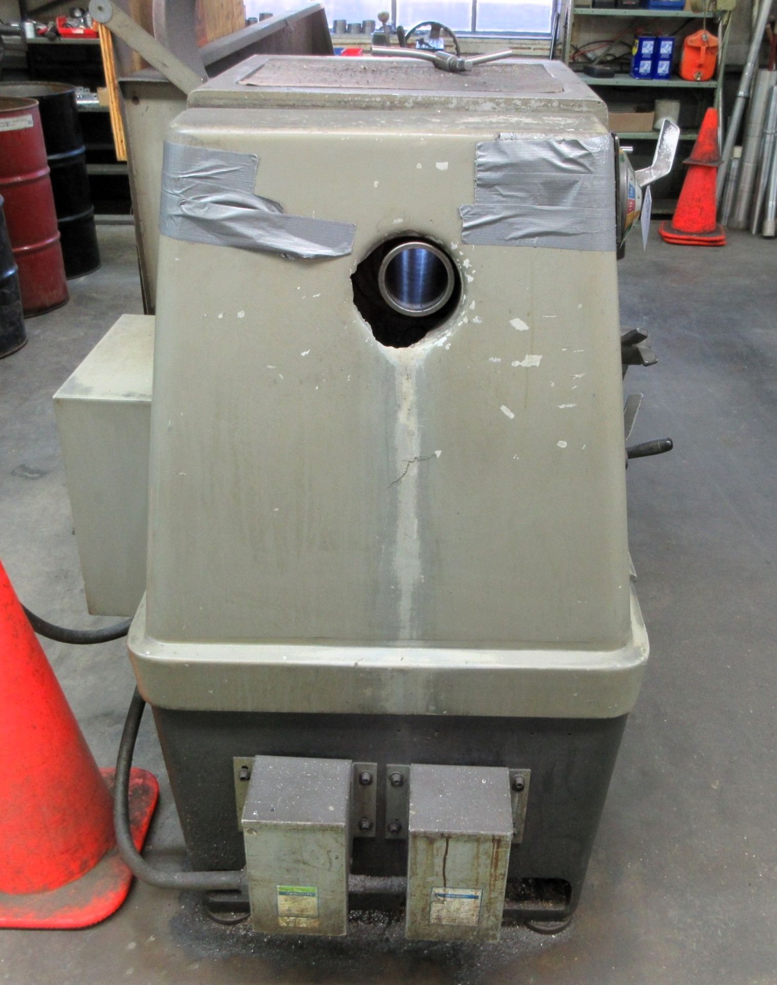 Clausing Colchester 17" x 80" Gap Engine Lathe, Steady Rest, 12" 3-Jaw ...