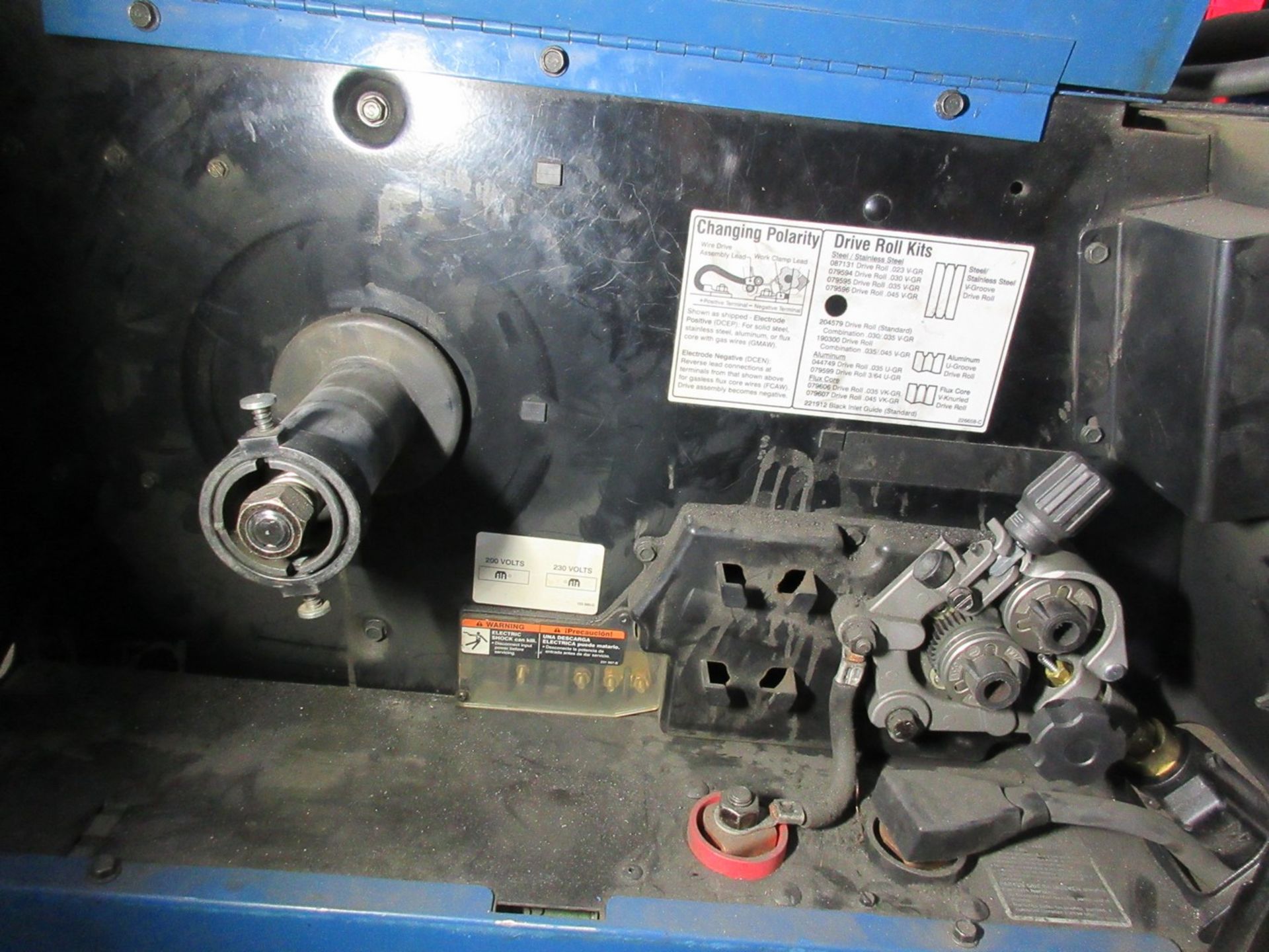 Miller Millermatic 252 Wire Welder, 200A 28V 60% Duty Cycle 38 Max OCV ...