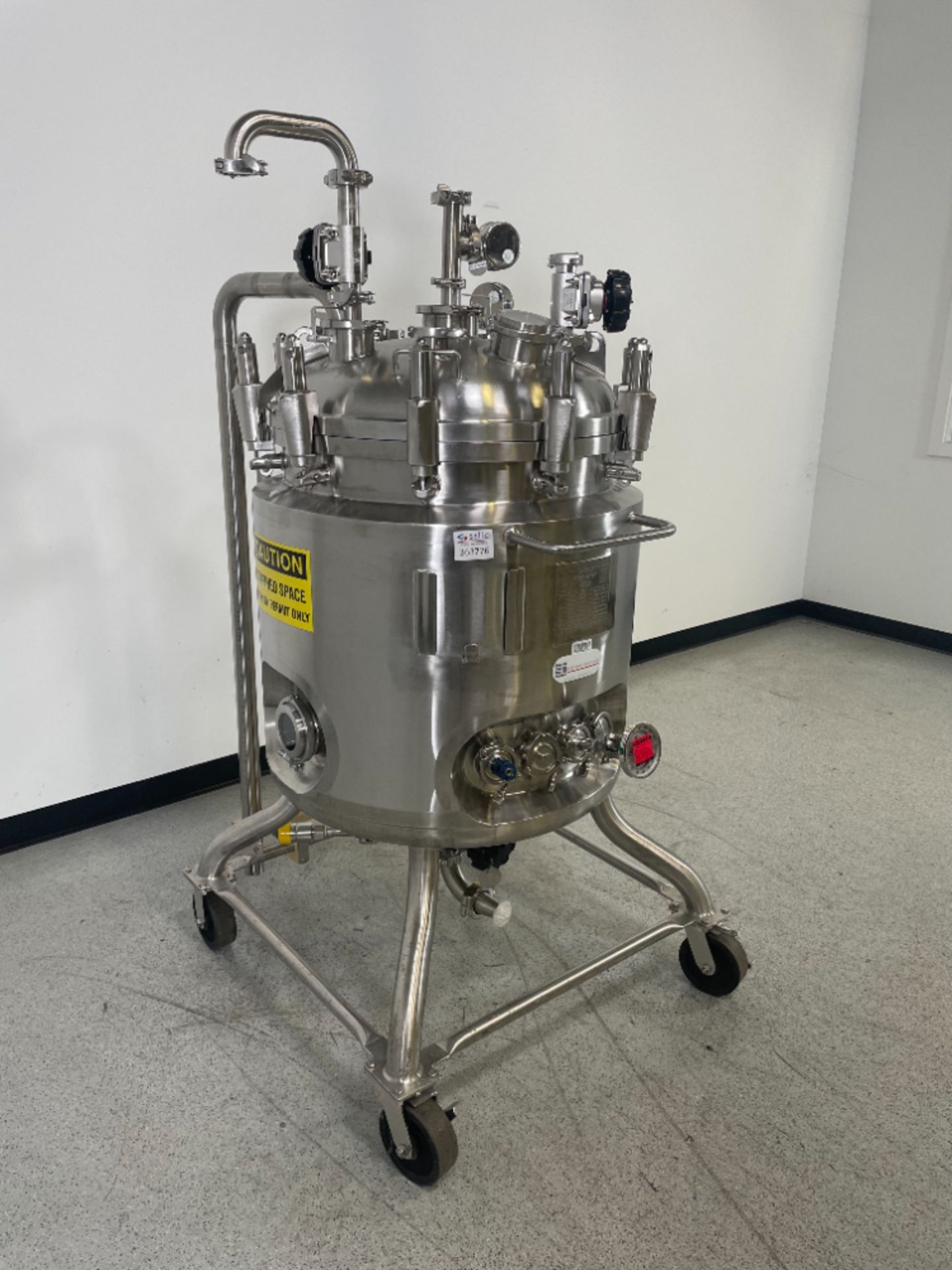 Stainless Technology 200L Jacketed Tank, SN: 7408, Vessel: 50 PSI ...