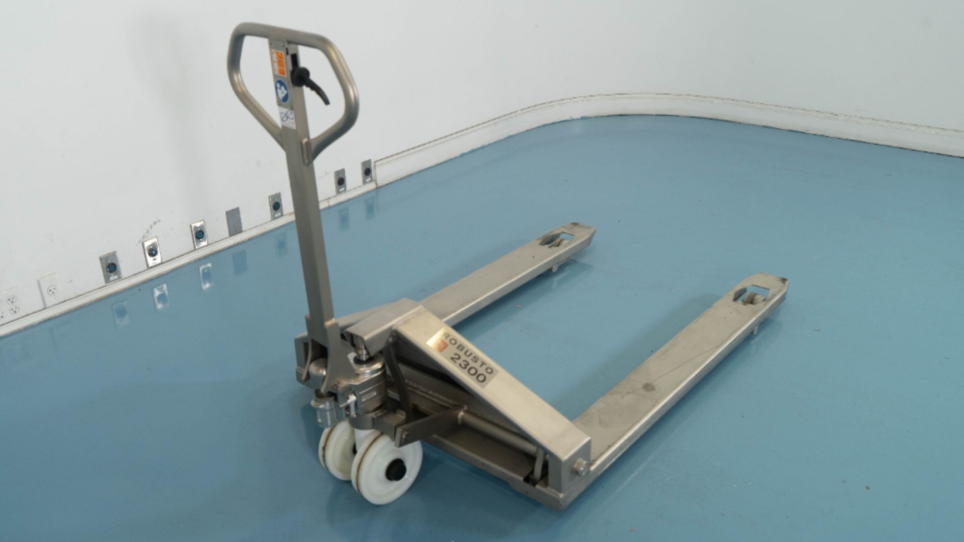 Schneider Robusto 2300 Stainless Steel Pallet Jack for Glatt Tote ...