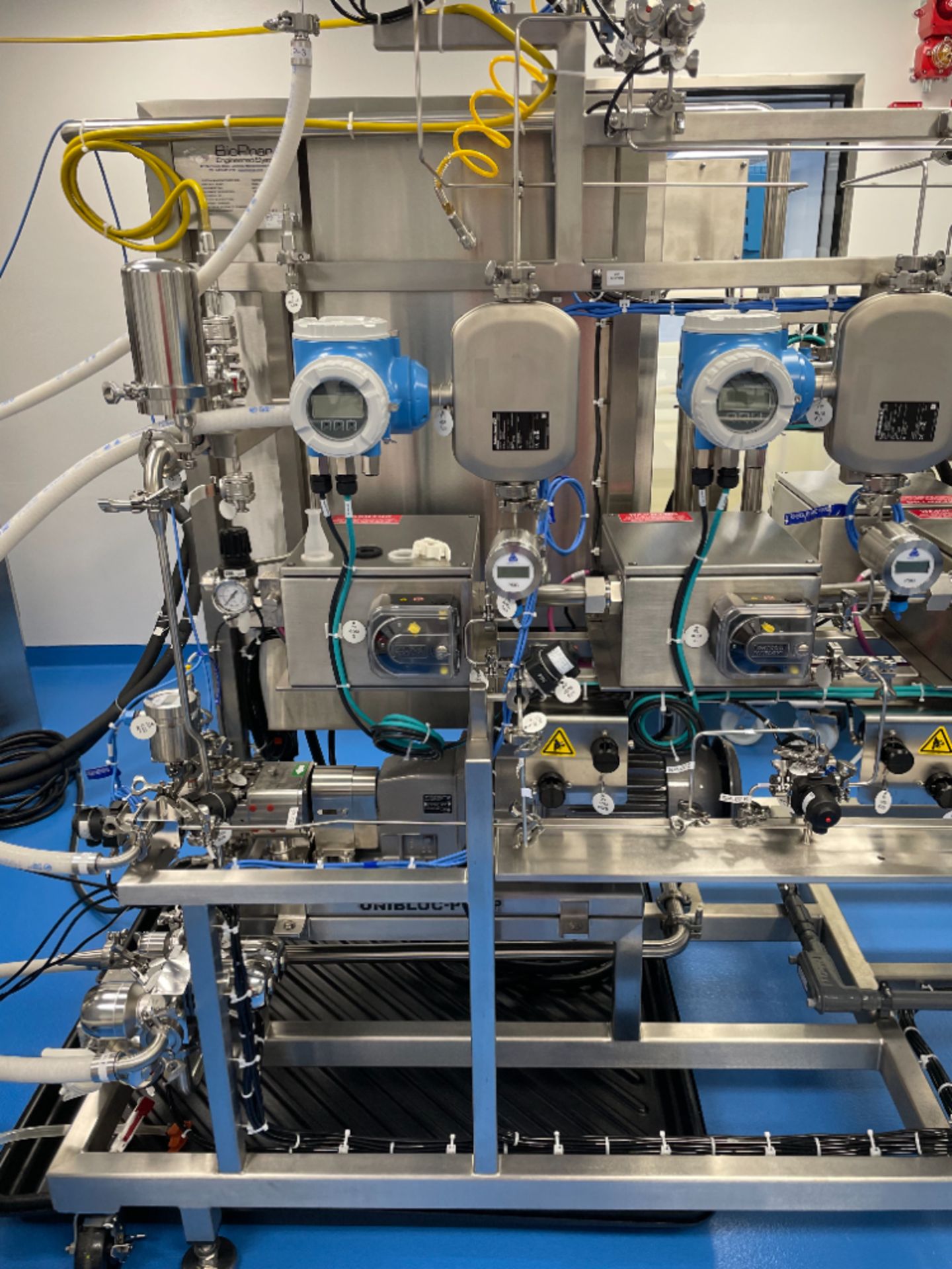 BioPharm Engineered System Custom T-Mix Skid, SN: 1140512201 ...